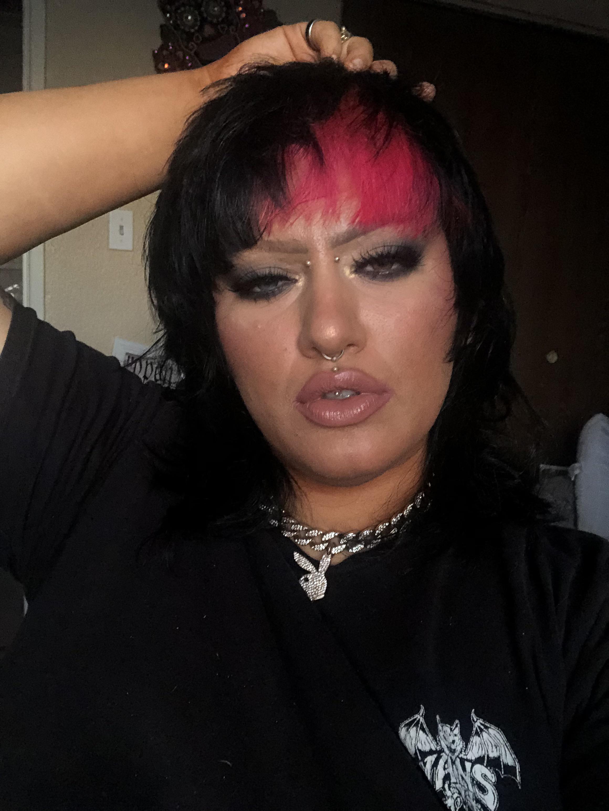 Feisty 💀 | Scrolller