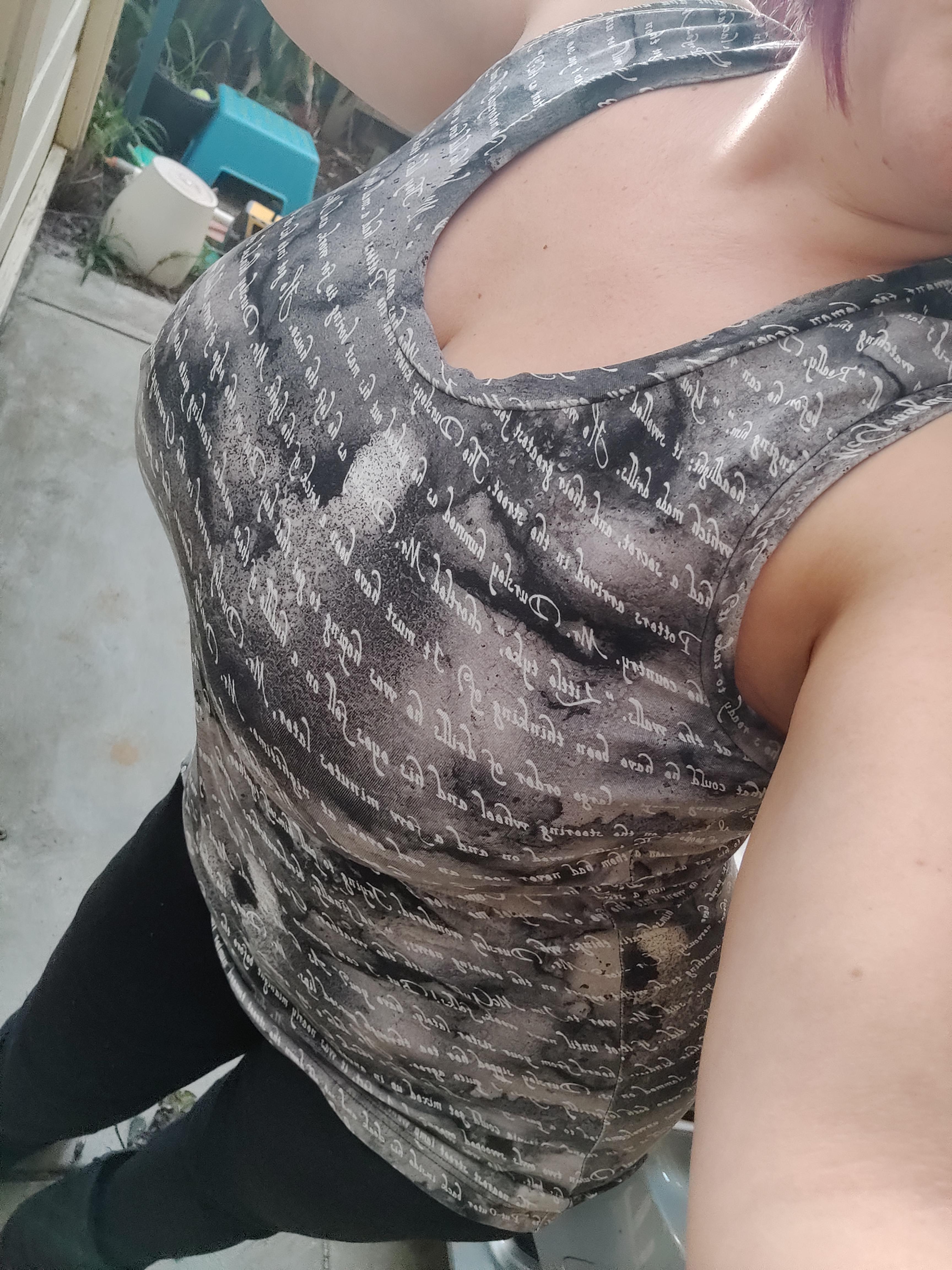 Felt curvy, might delete later 🤷 | Scrolller