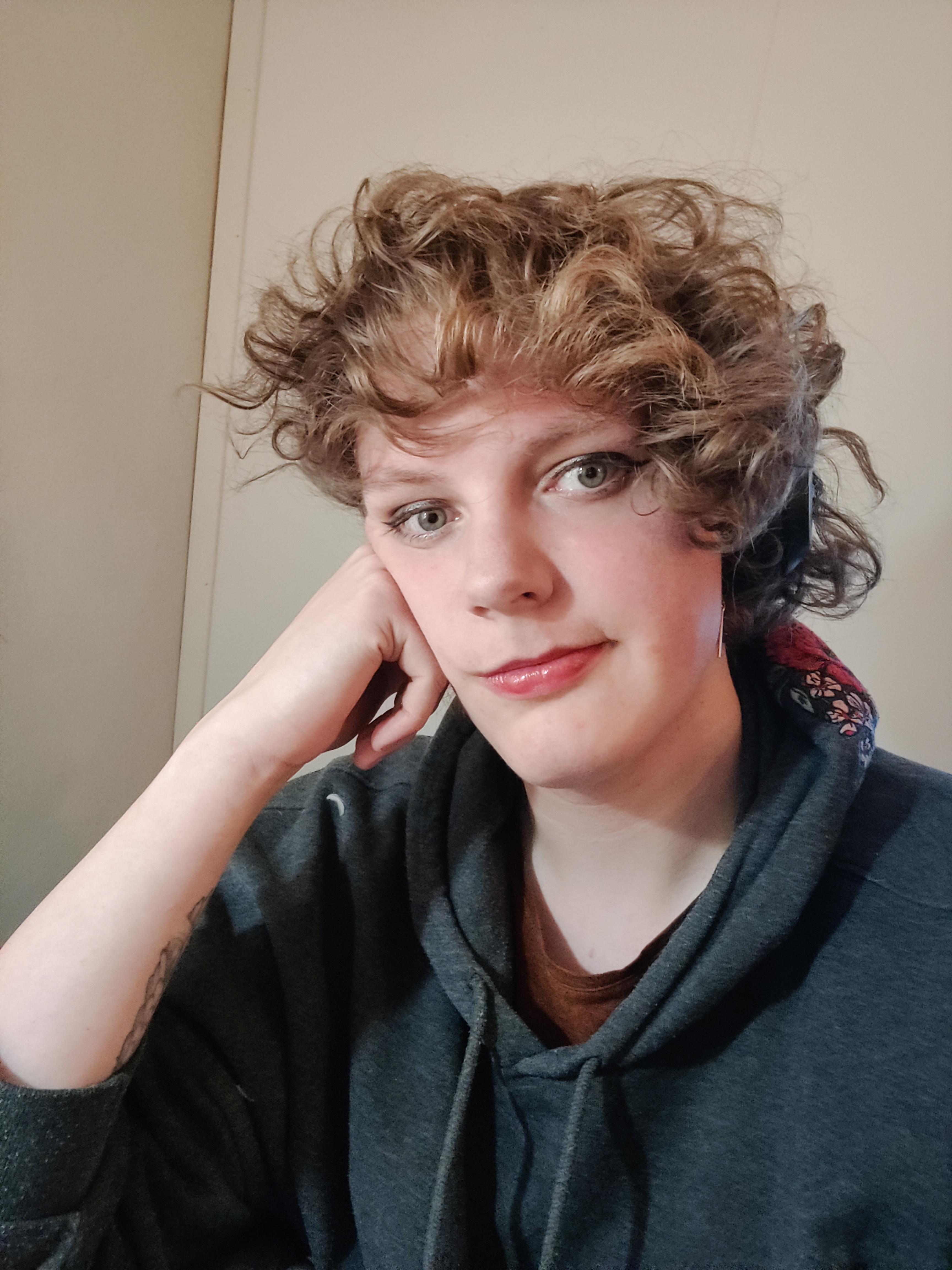 Felt feminine today (MtF pre everything) | Scrolller