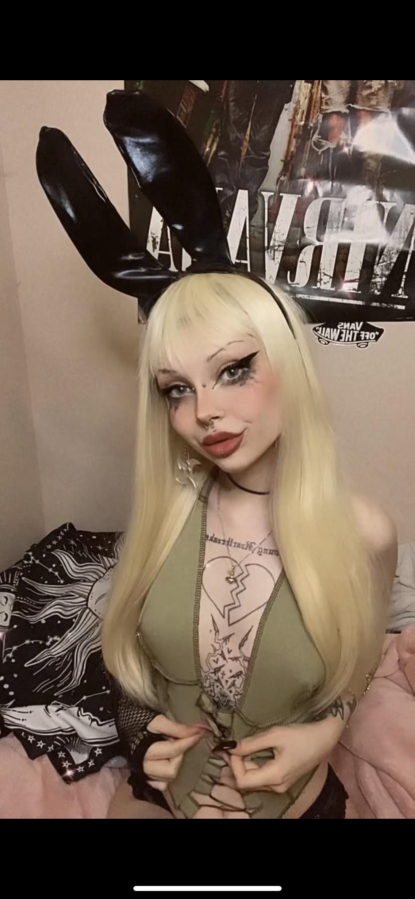 giving girl next door vibes but plot twist im an alt playboy bunny | Scrolller