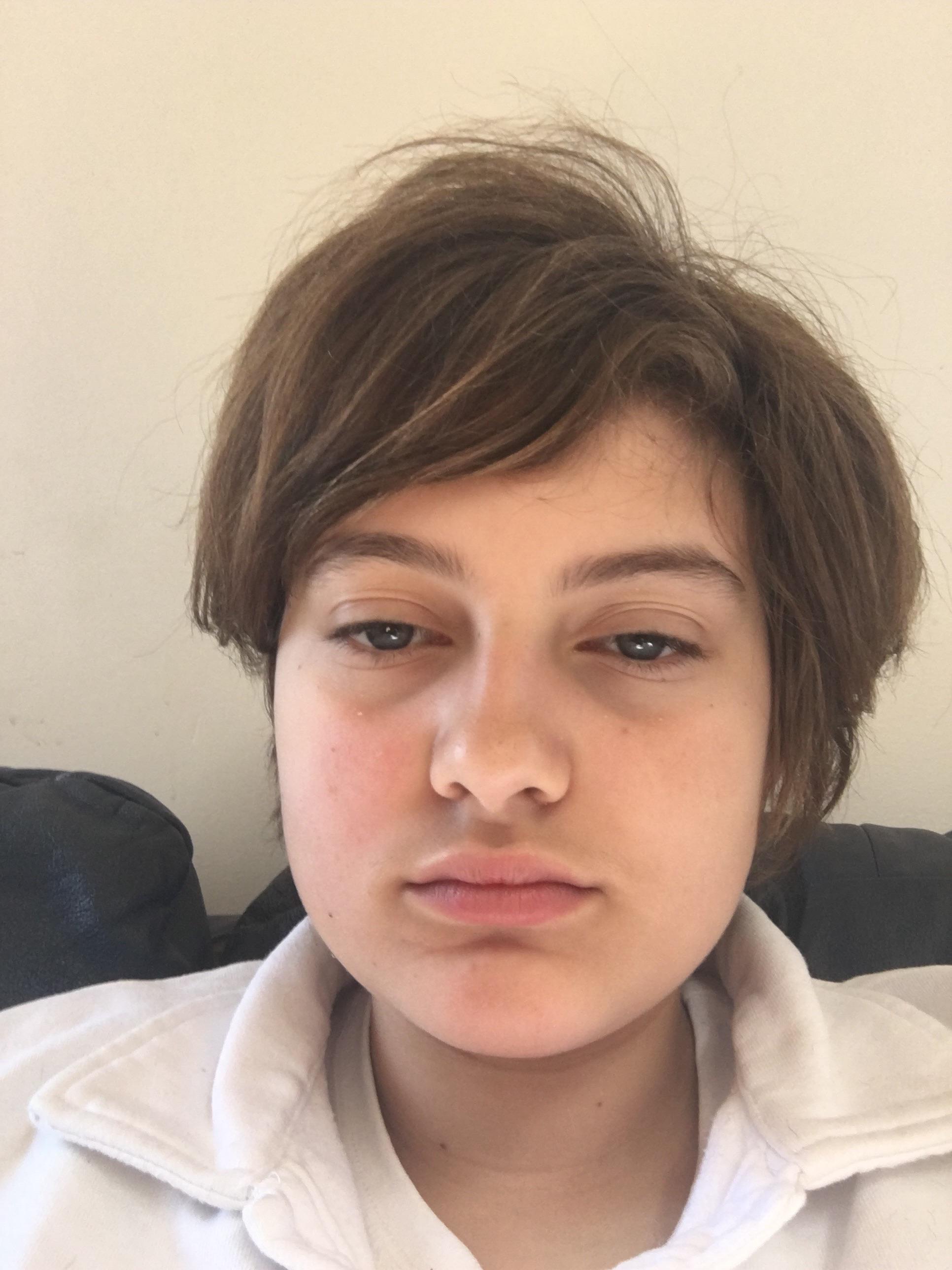 Female to Masc / Nonbinary, how well do I pass? | Scrolller