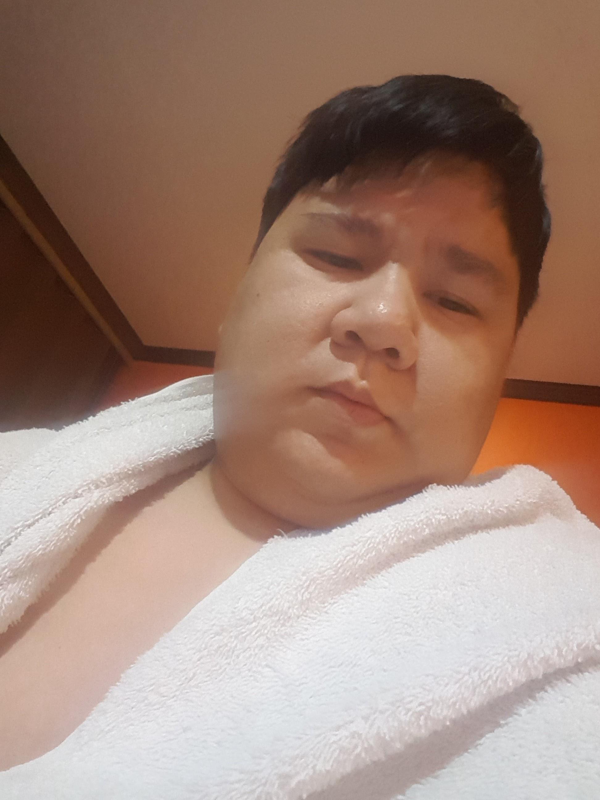 Filipino chub for chaser | Scrolller