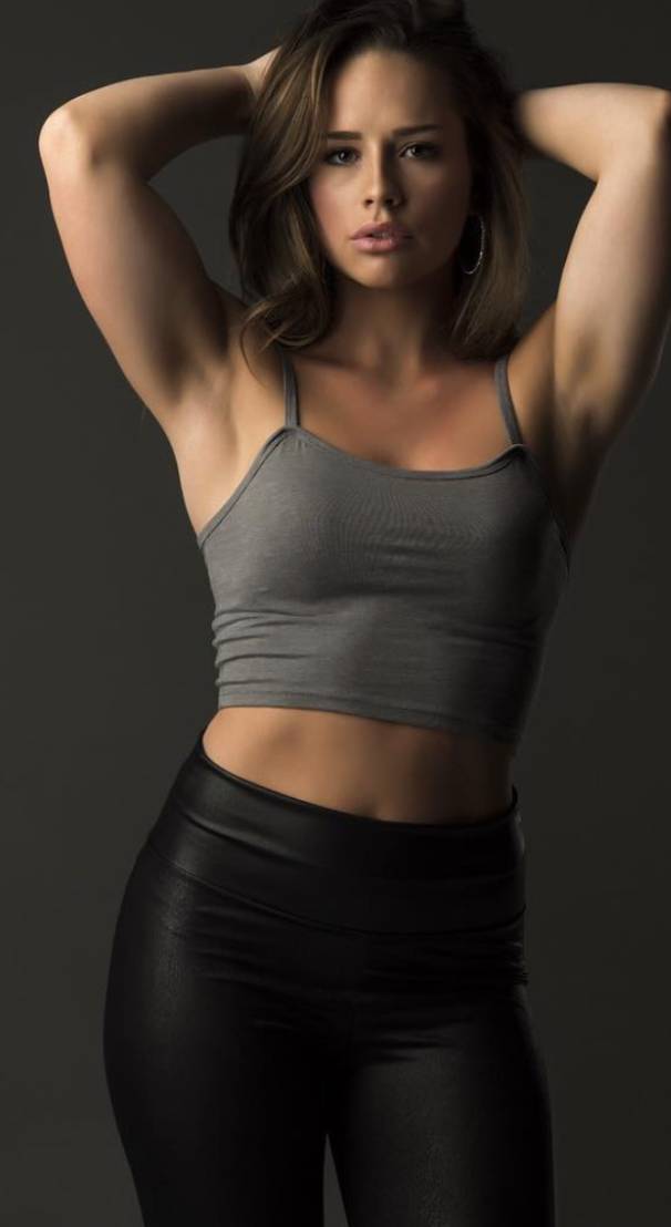 Fill my tummy up | Scrolller