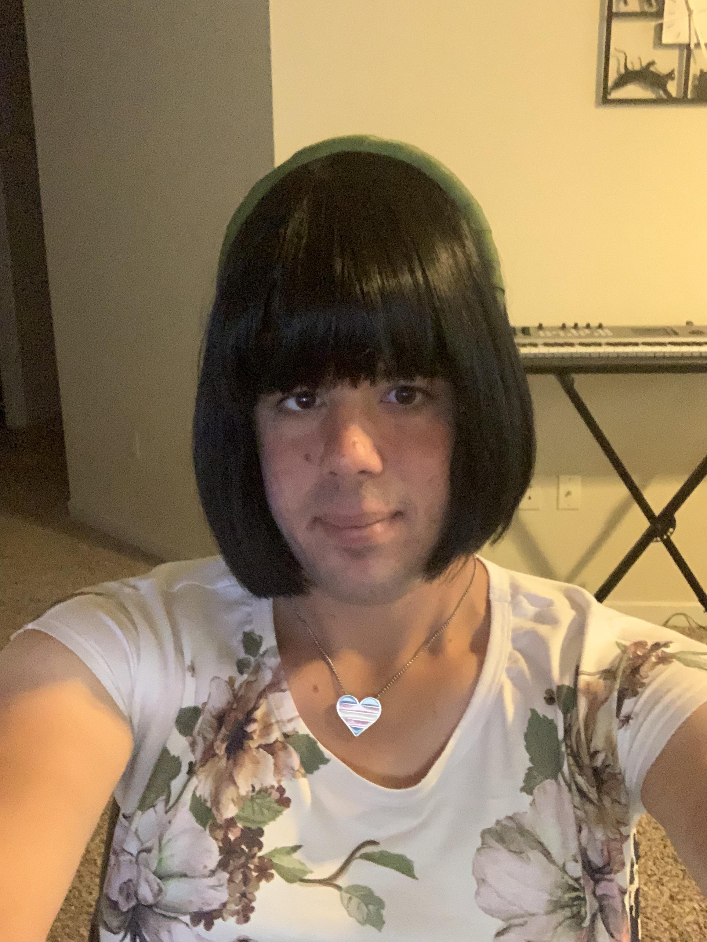 Finally confident enough to post without makeup or mask | Scrolller