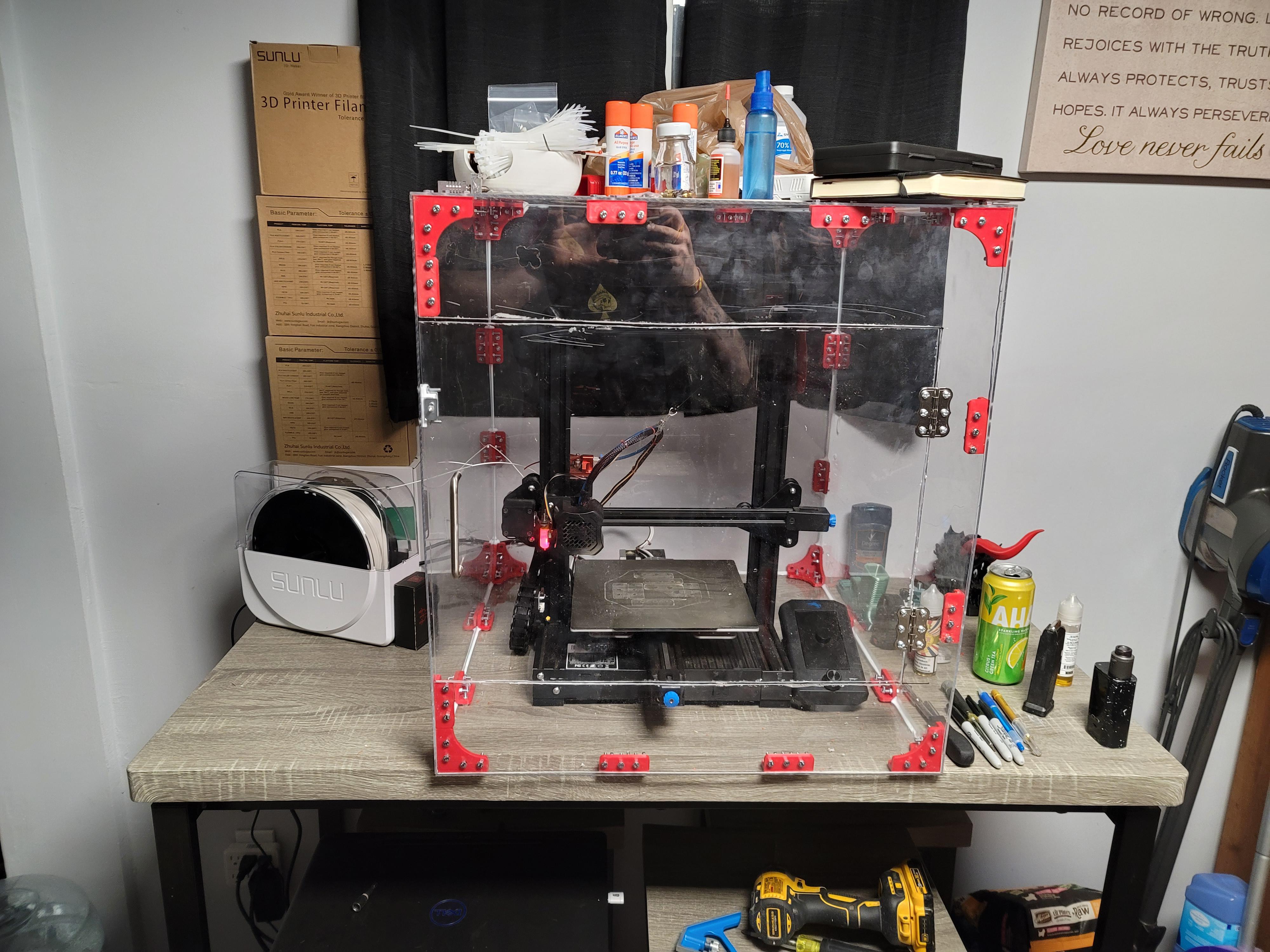 Finally finished with the enclosure! | Scrolller