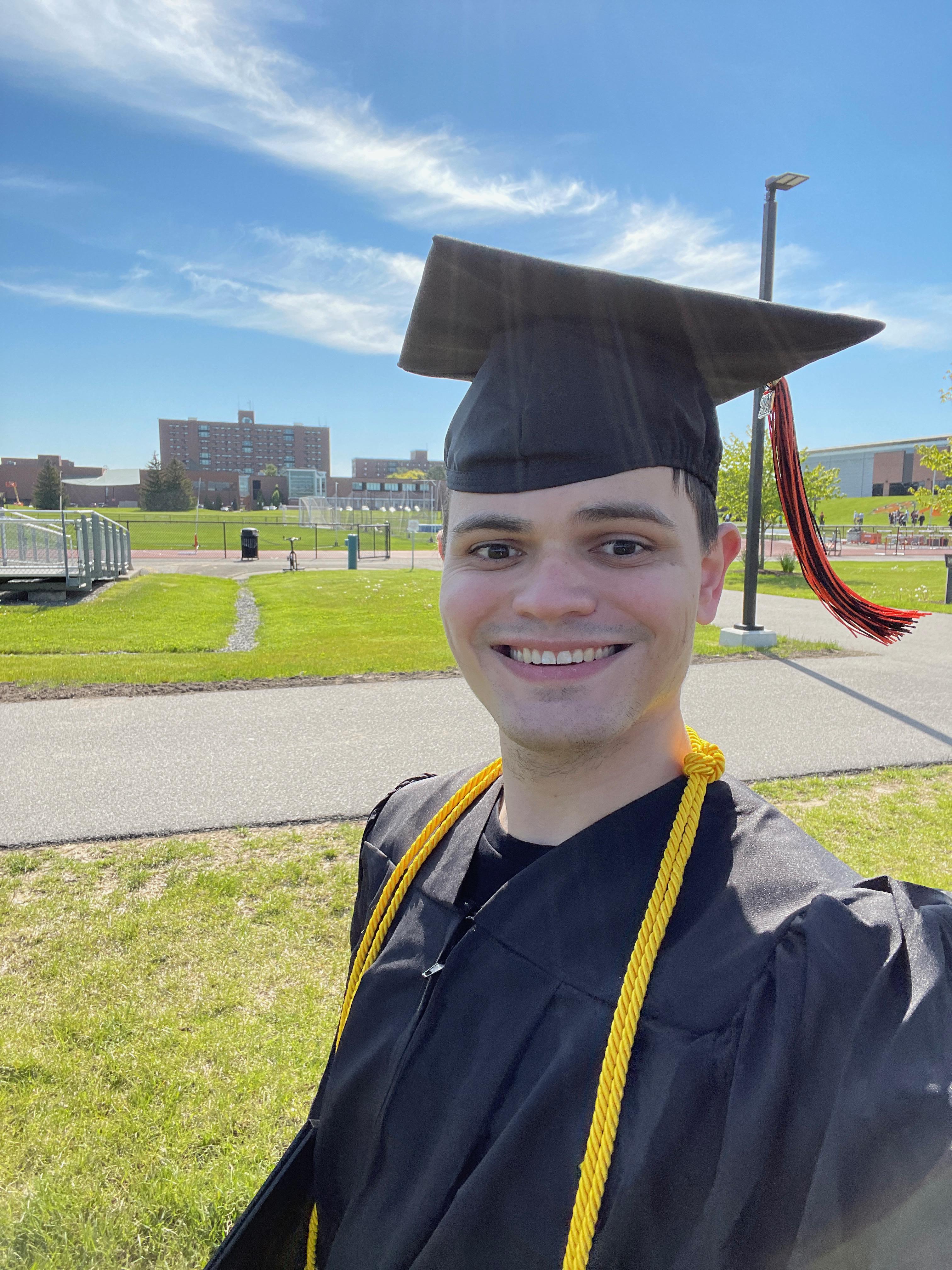 Finally graduated college! | Scrolller