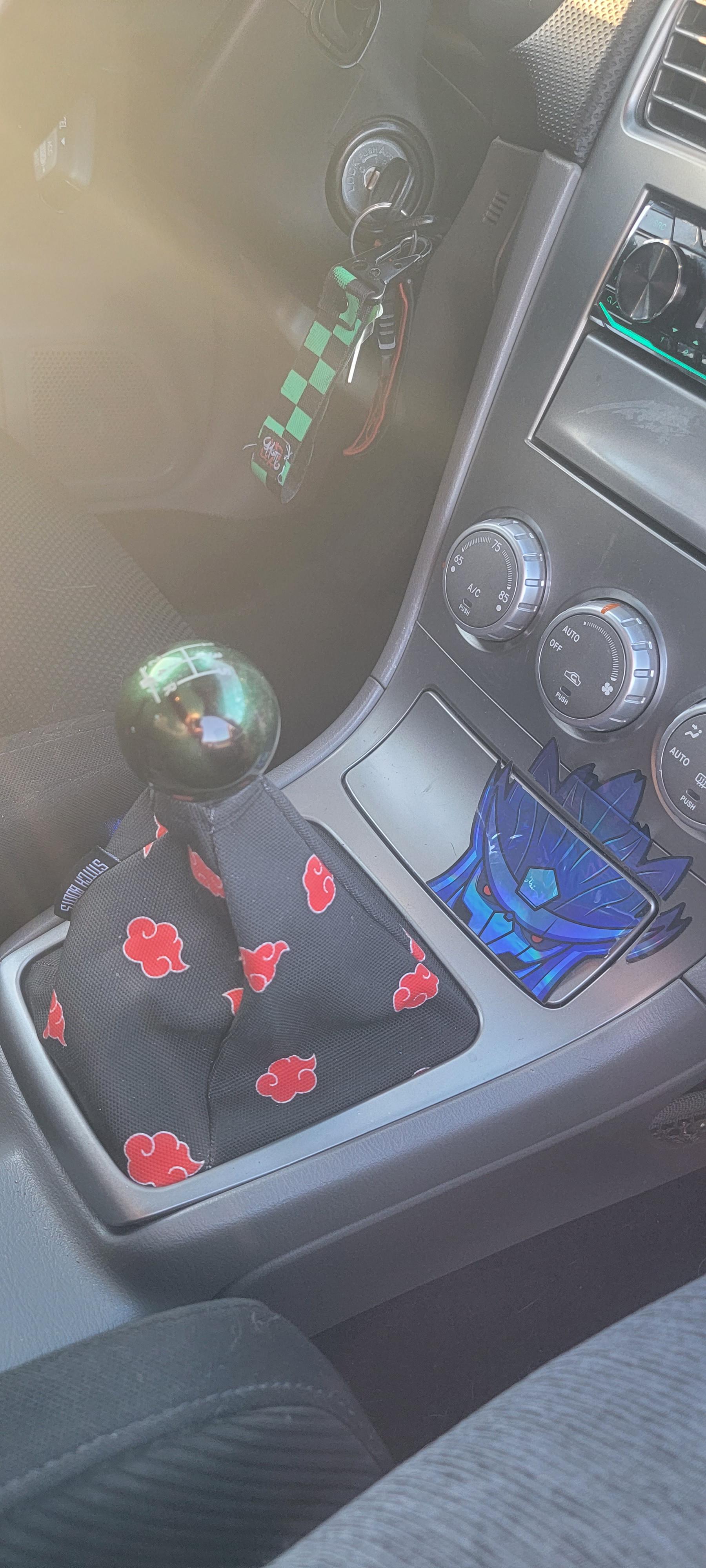 Finally put in my new shift boot | Scrolller