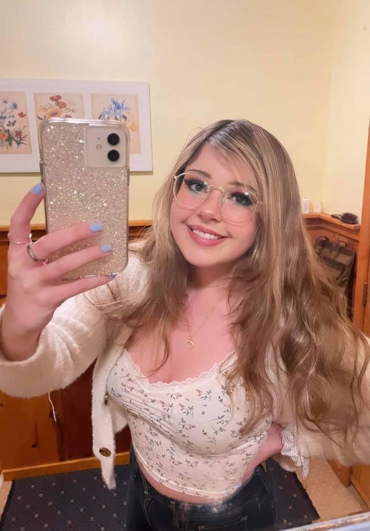 Finally ready to post a selfie..(post op mtf) | Scrolller