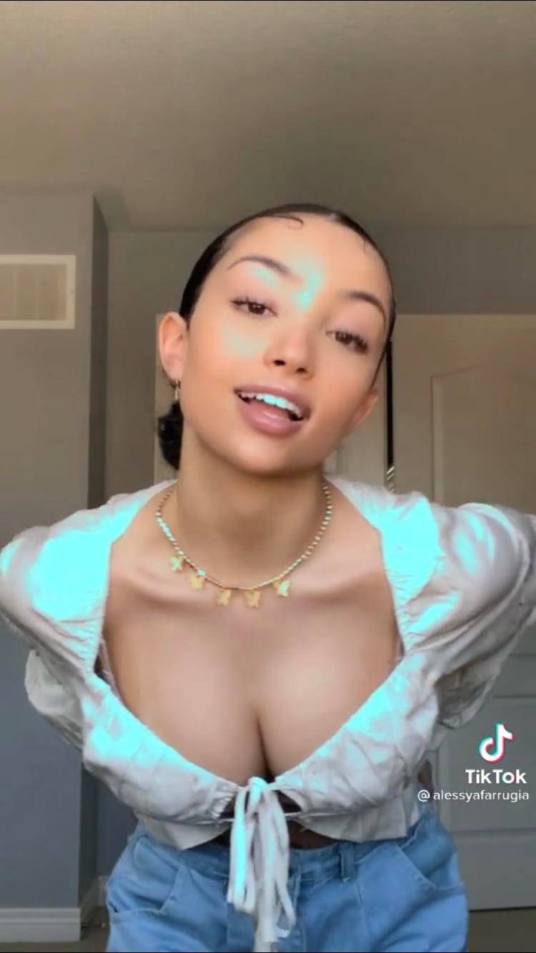 fine asf | Scrolller