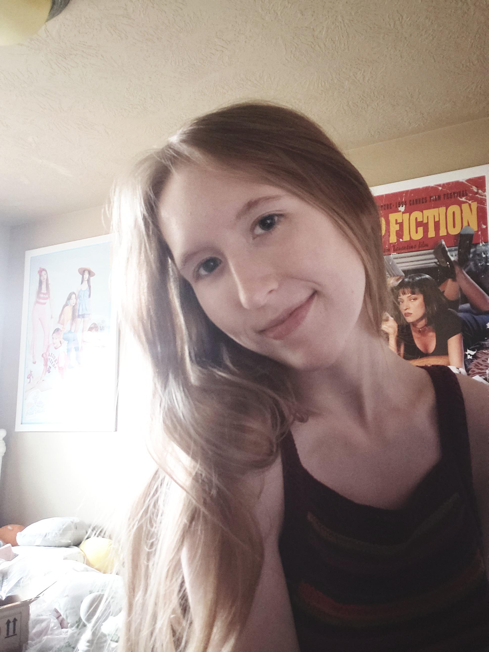 finished all my assignments, sem is almost over, feeling very (-: | Scrolller