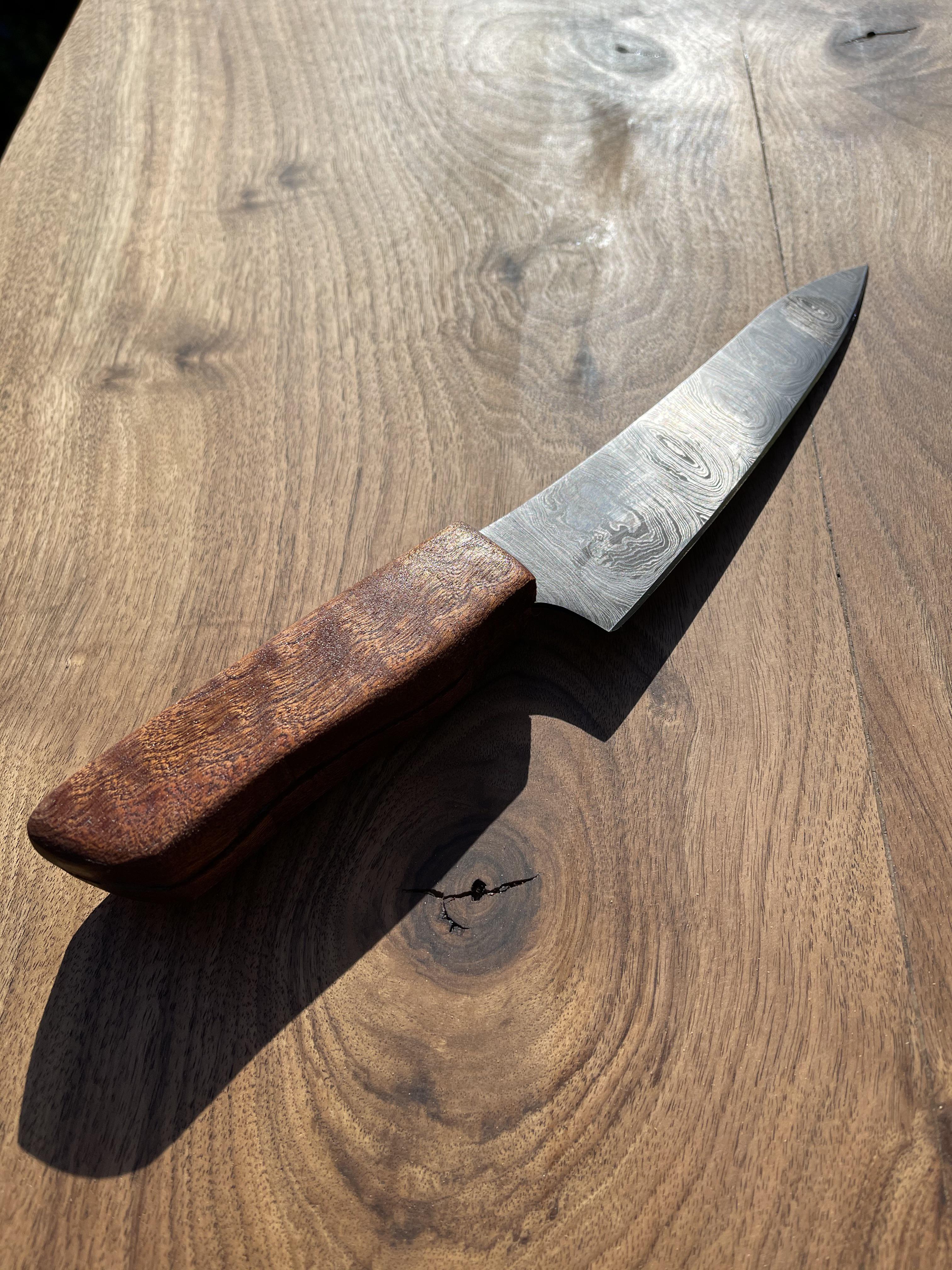 Finished my first knife today! Very happy with how it turned out! | Scrolller