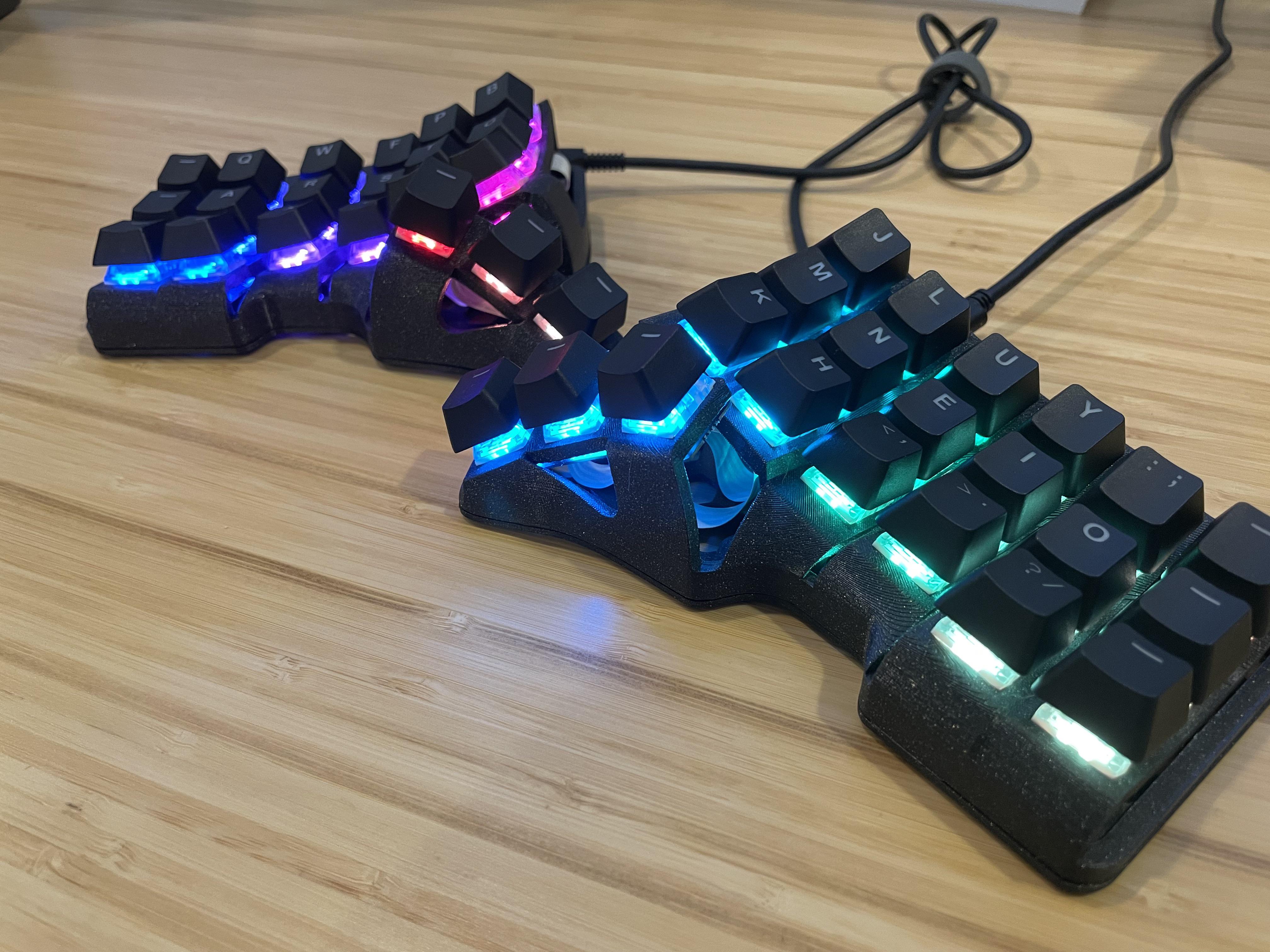 First build: TBK Mini! Ergonomics to the max 🙌 | Scrolller