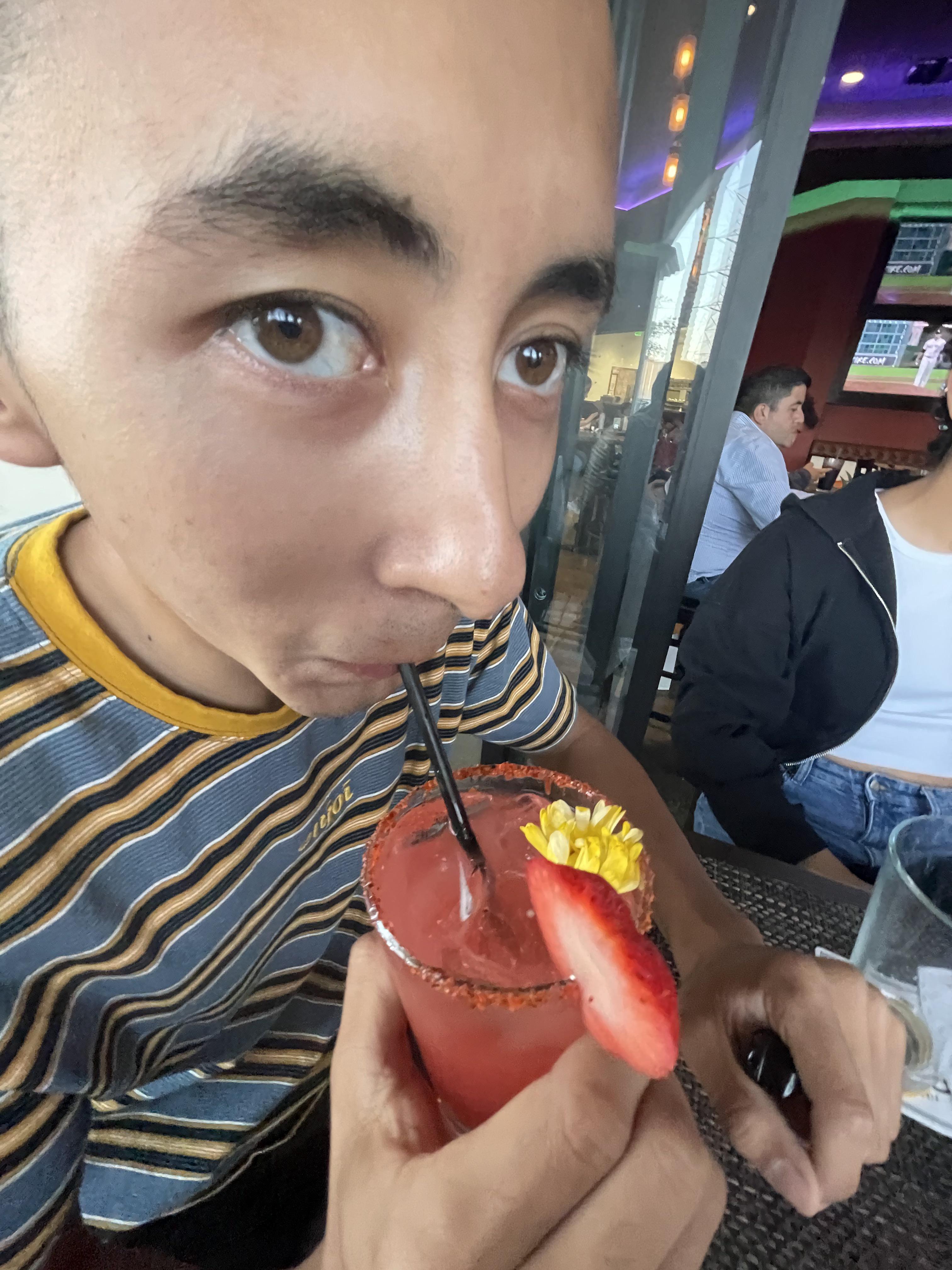 First impression letttss goooo | Scrolller