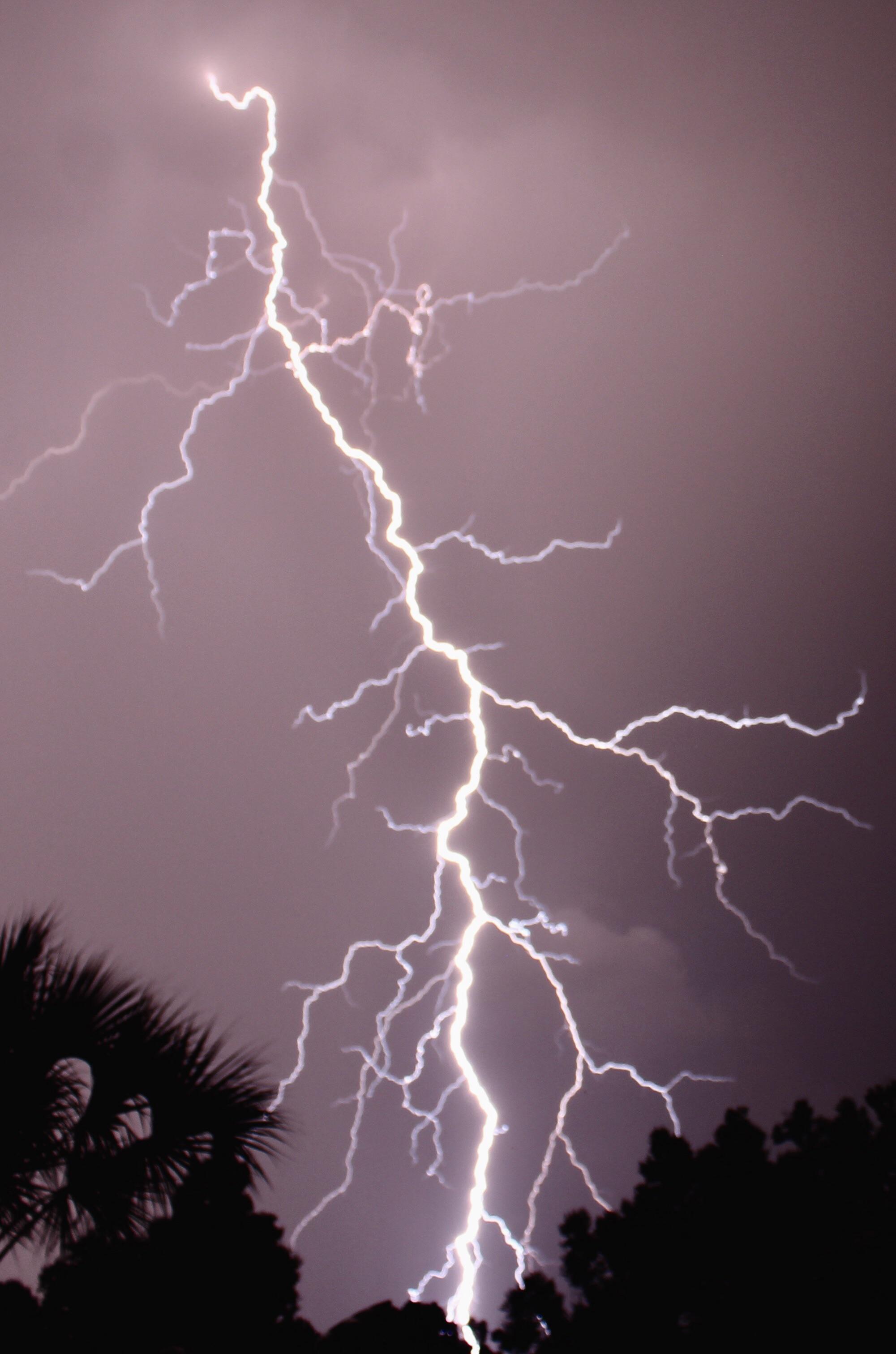 First lightning capture! | Scrolller