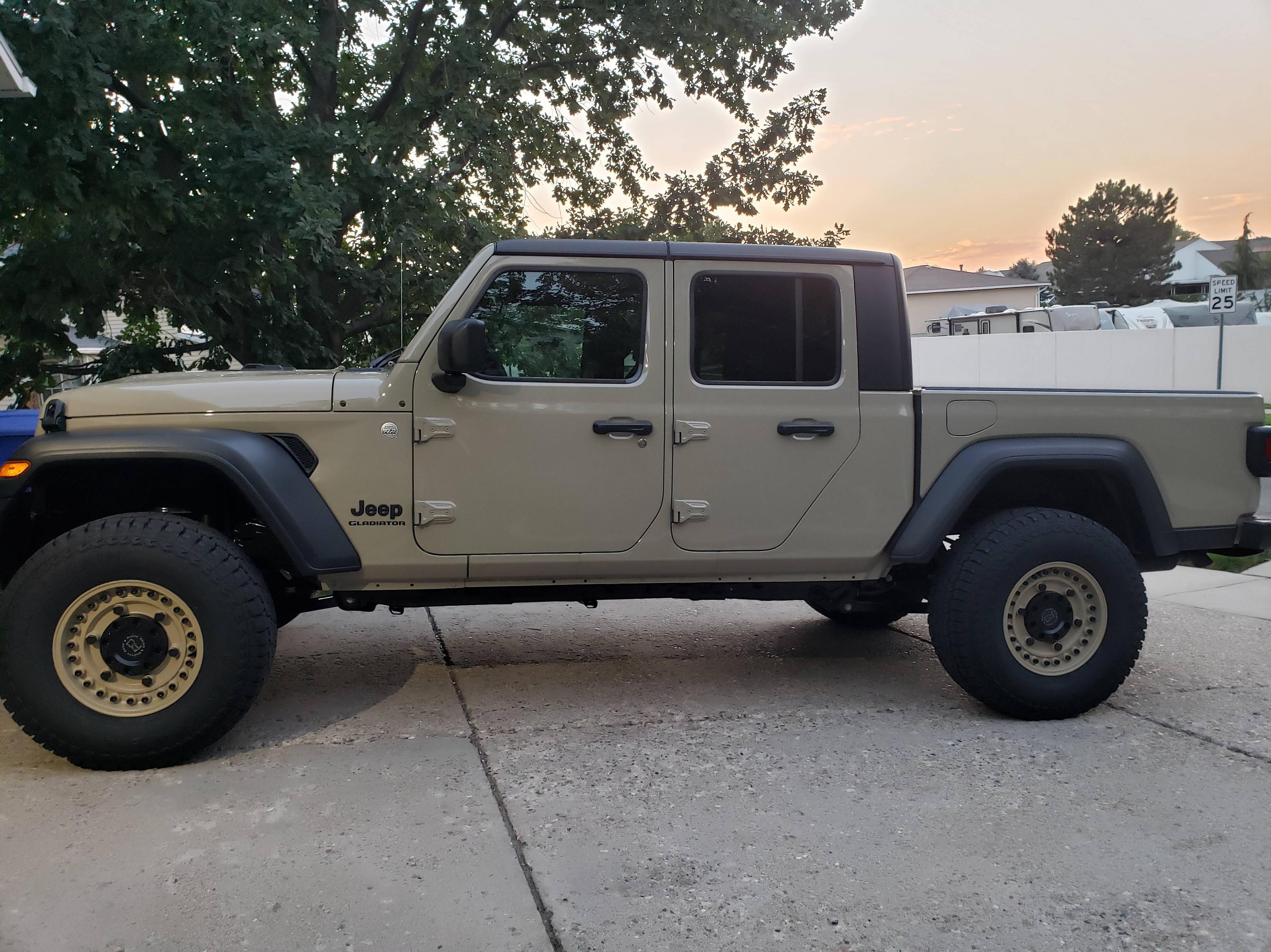 First mods! Lift/tires/wheels | Scrolller