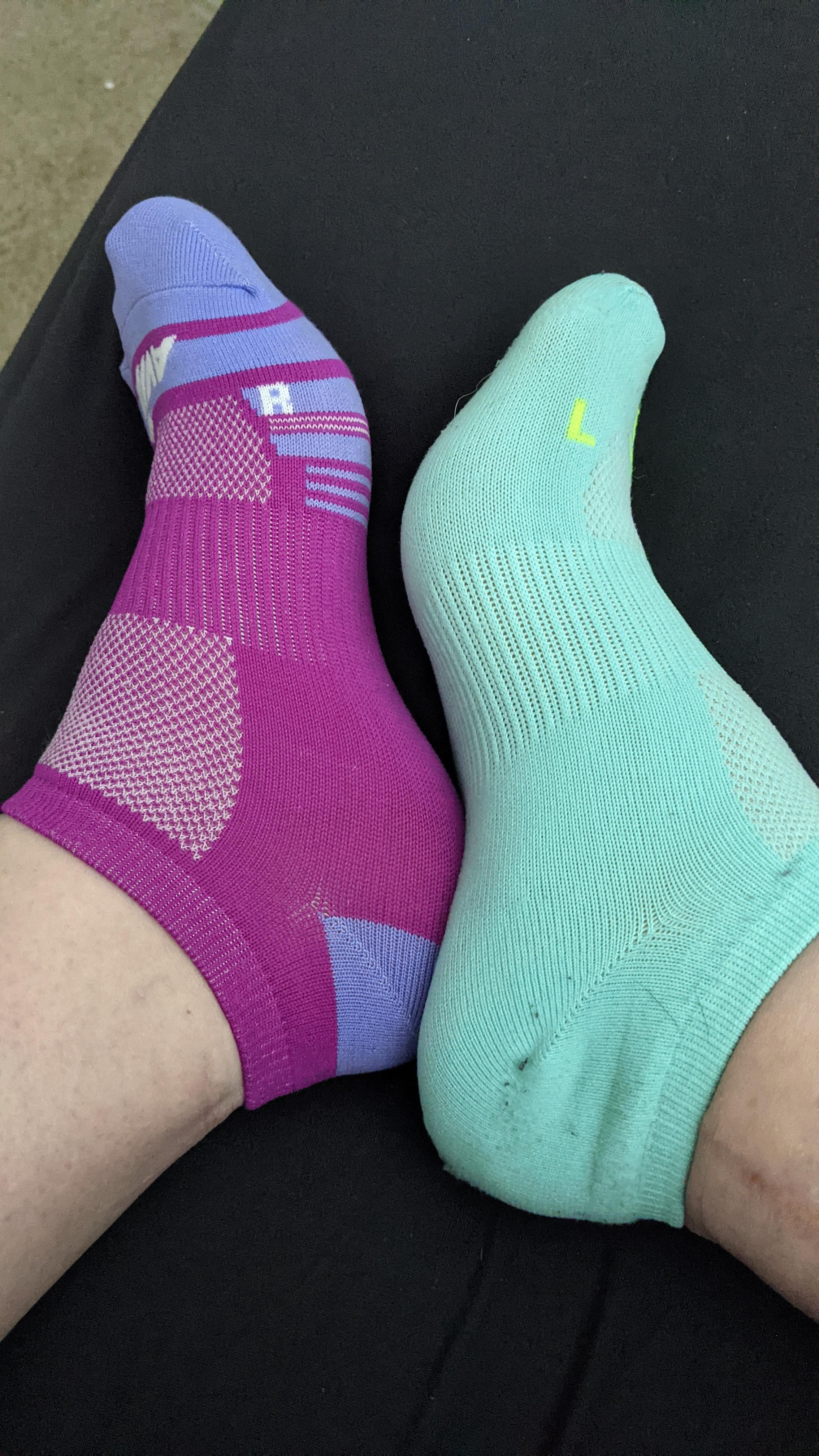 First post, mismatched socks, FTW | Scrolller