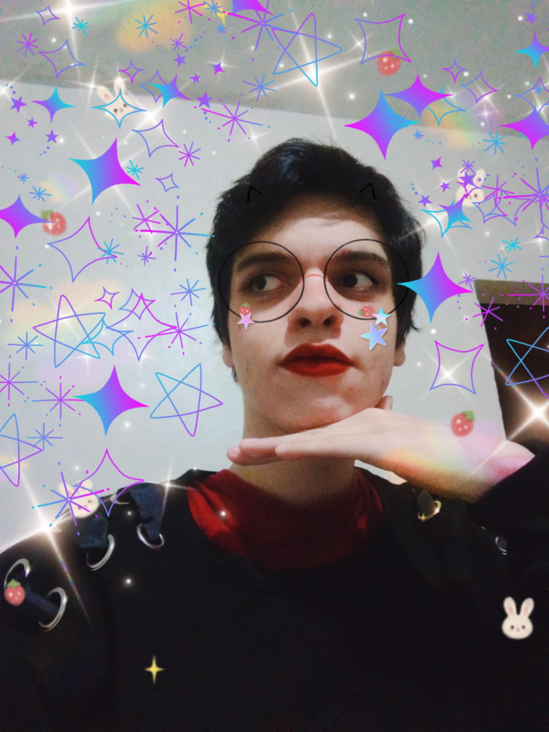 first selfie here. felling cute | Scrolller