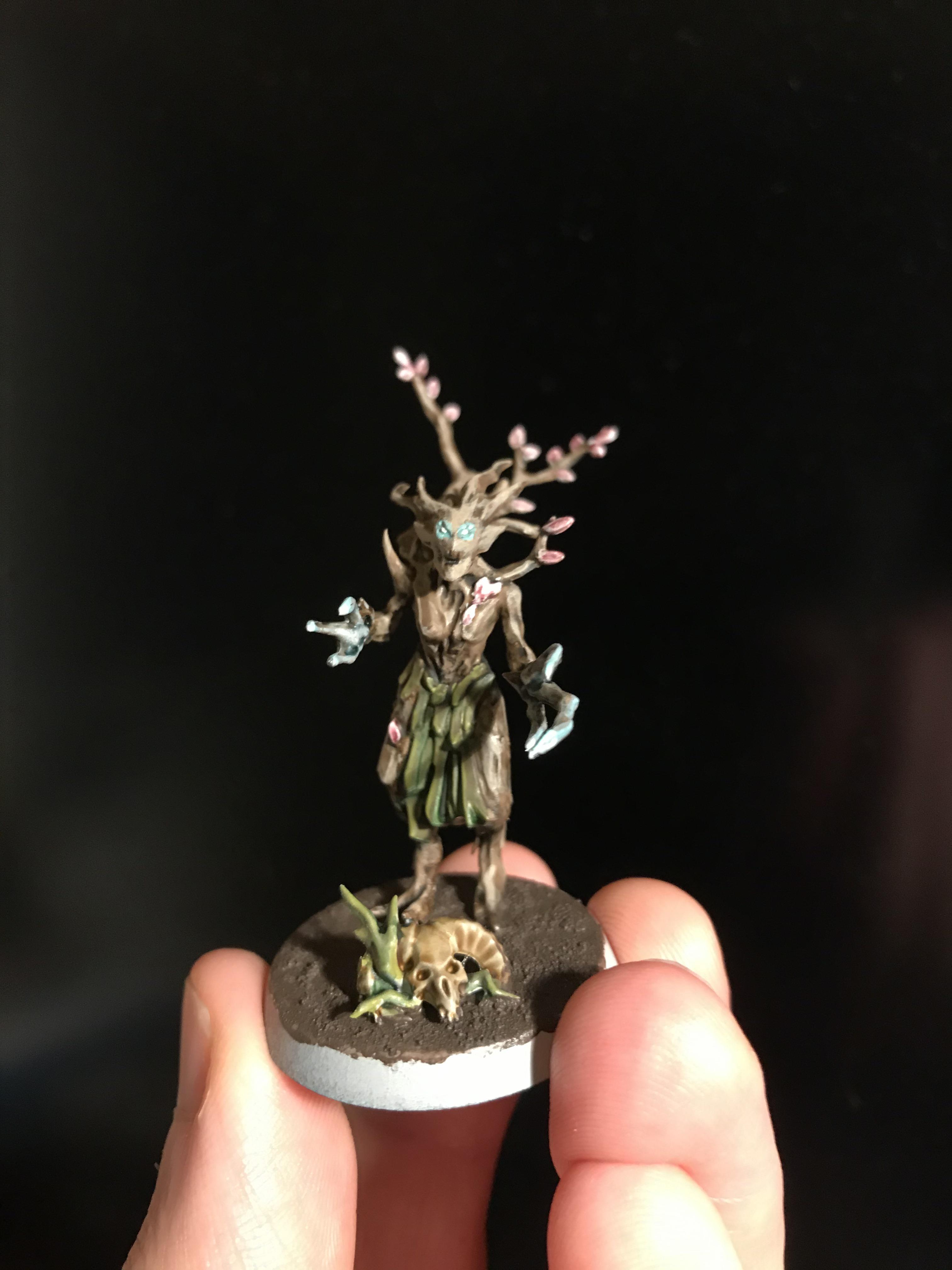 First Sylvaneth model nearing completion, trying to finalise my paint scheme. C&C welcome ...
