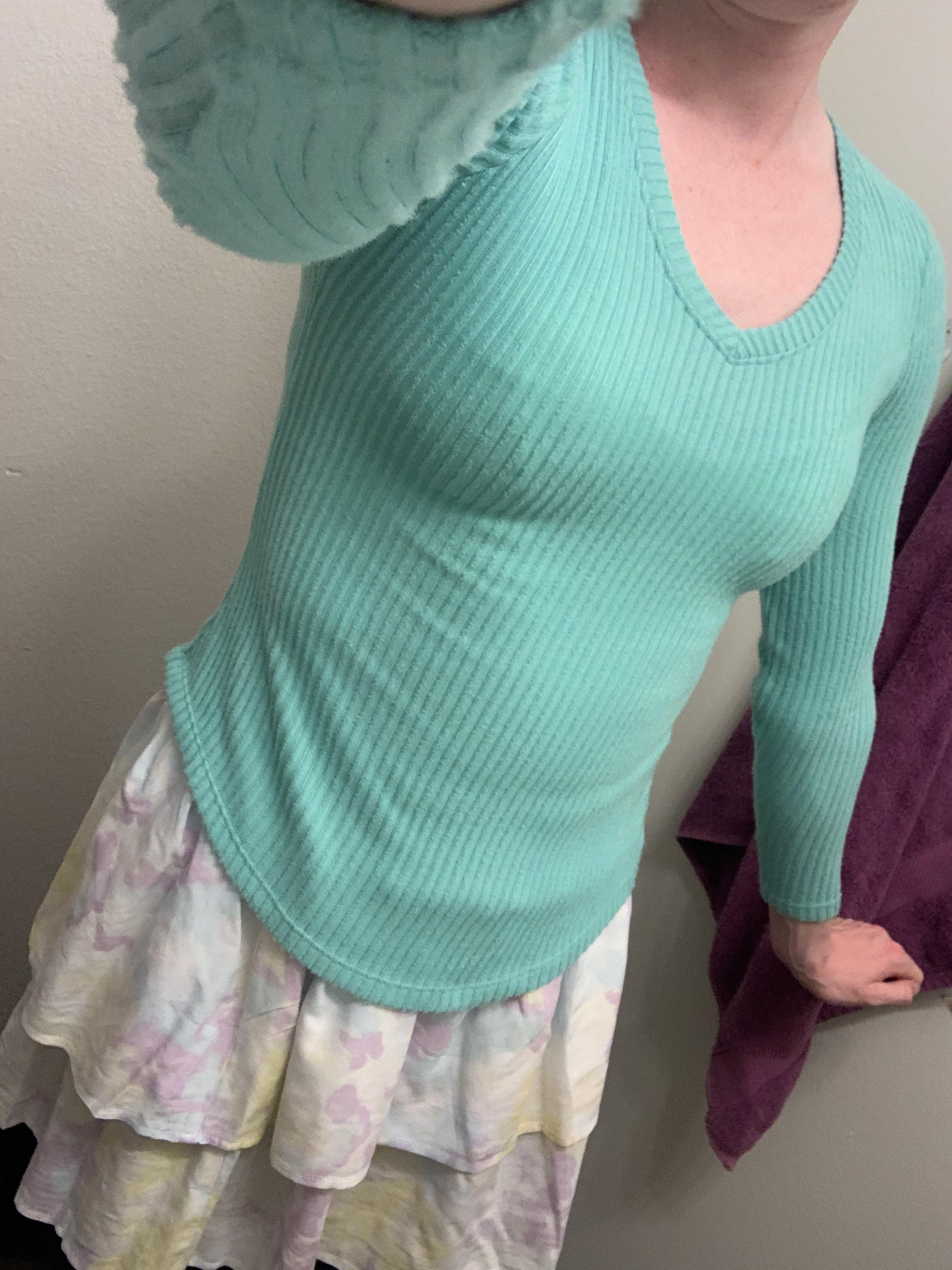 First time dressing up. | Scrolller