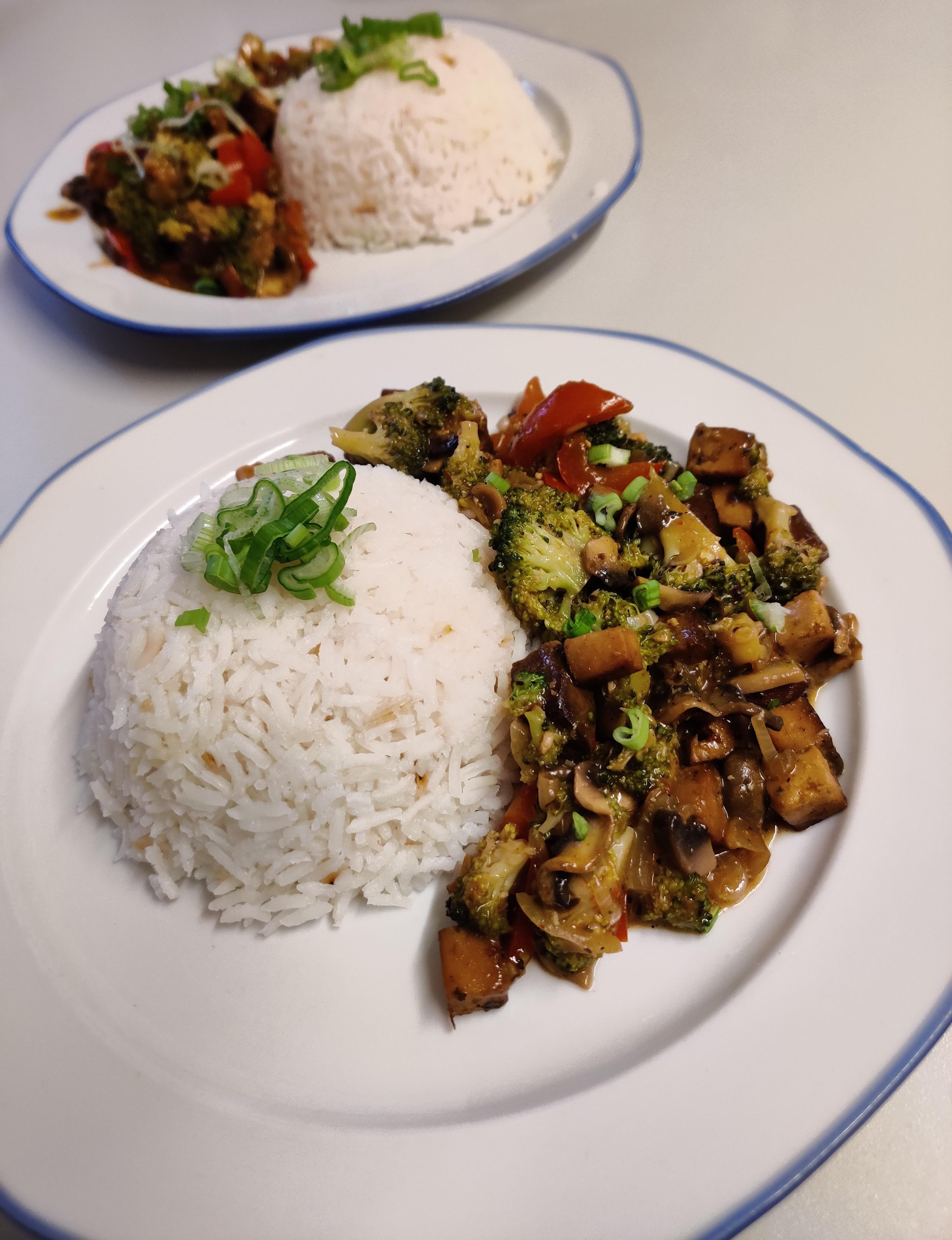 First time trying out Szechuan Tofu and Veggies today | Scrolller