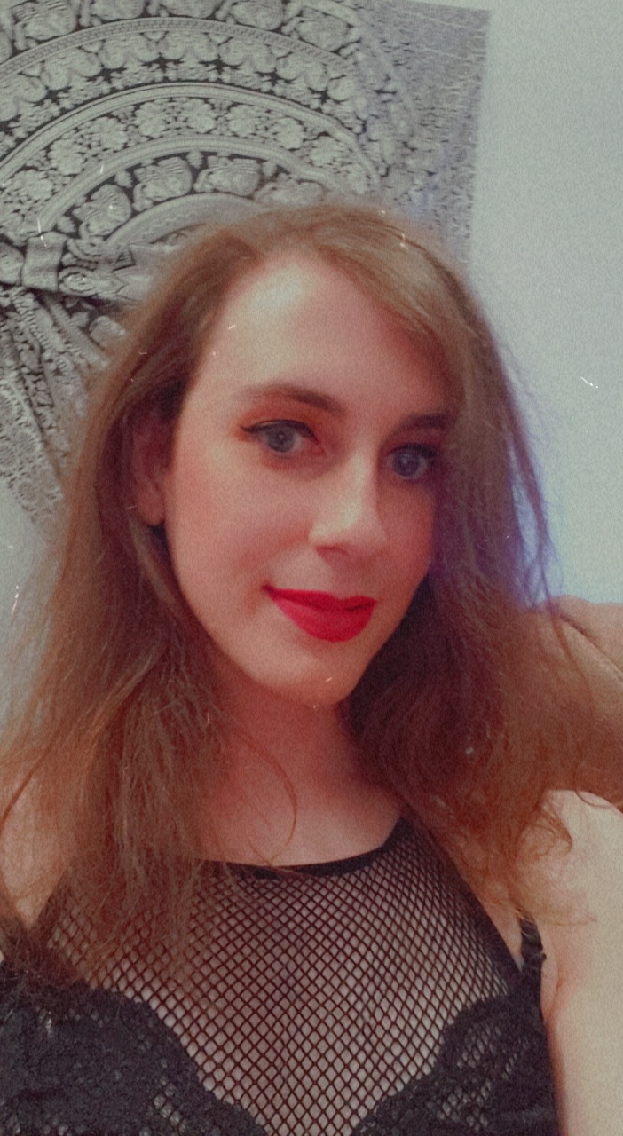 First Time With Real Makeup Who Wants To Mess It Up Scrolller 5916