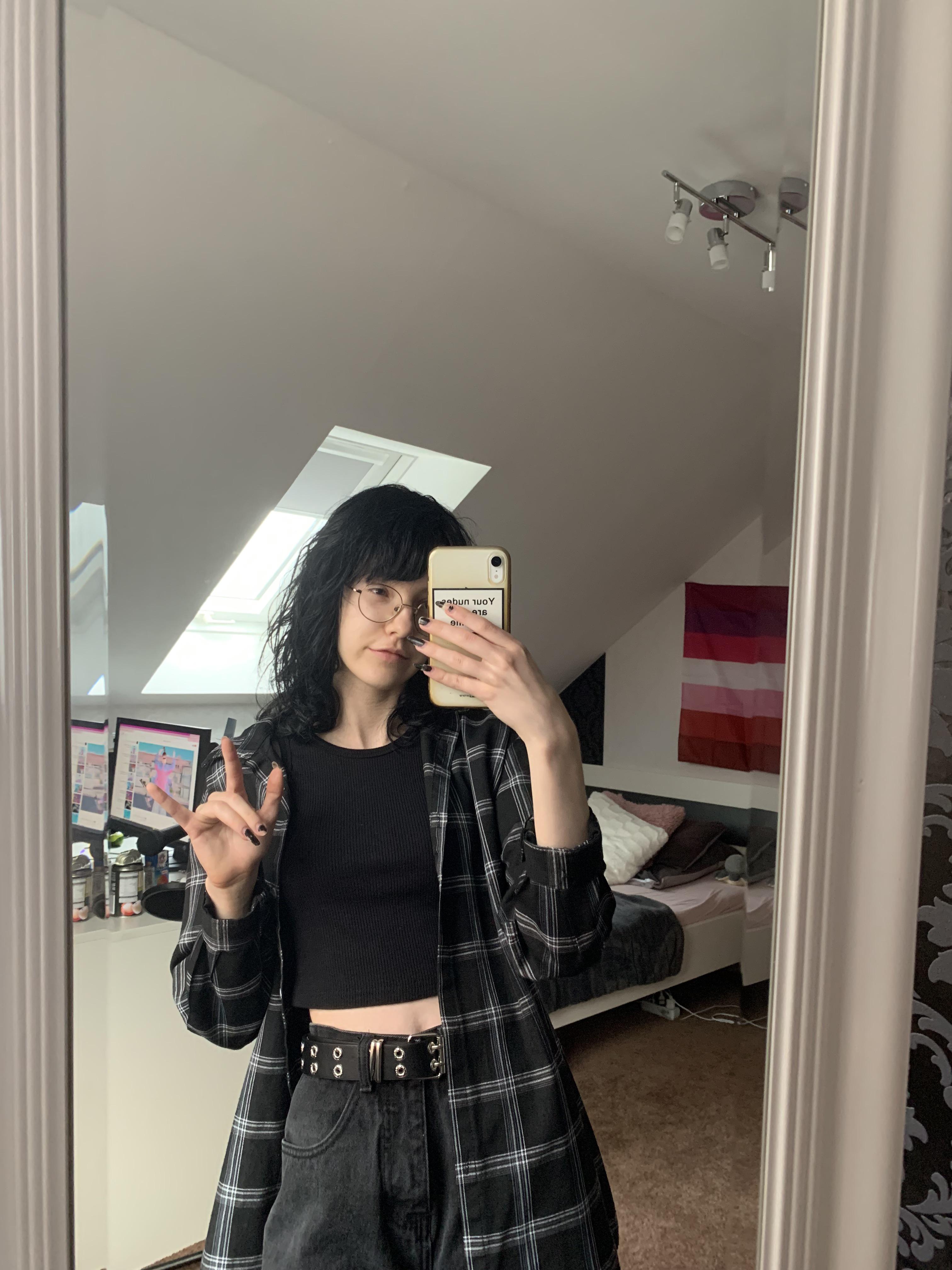 flannels are superior! | Scrolller