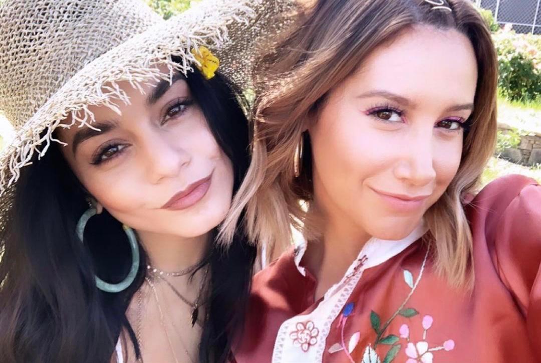 Flashback Friday with Ashley Tisdale | Scrolller