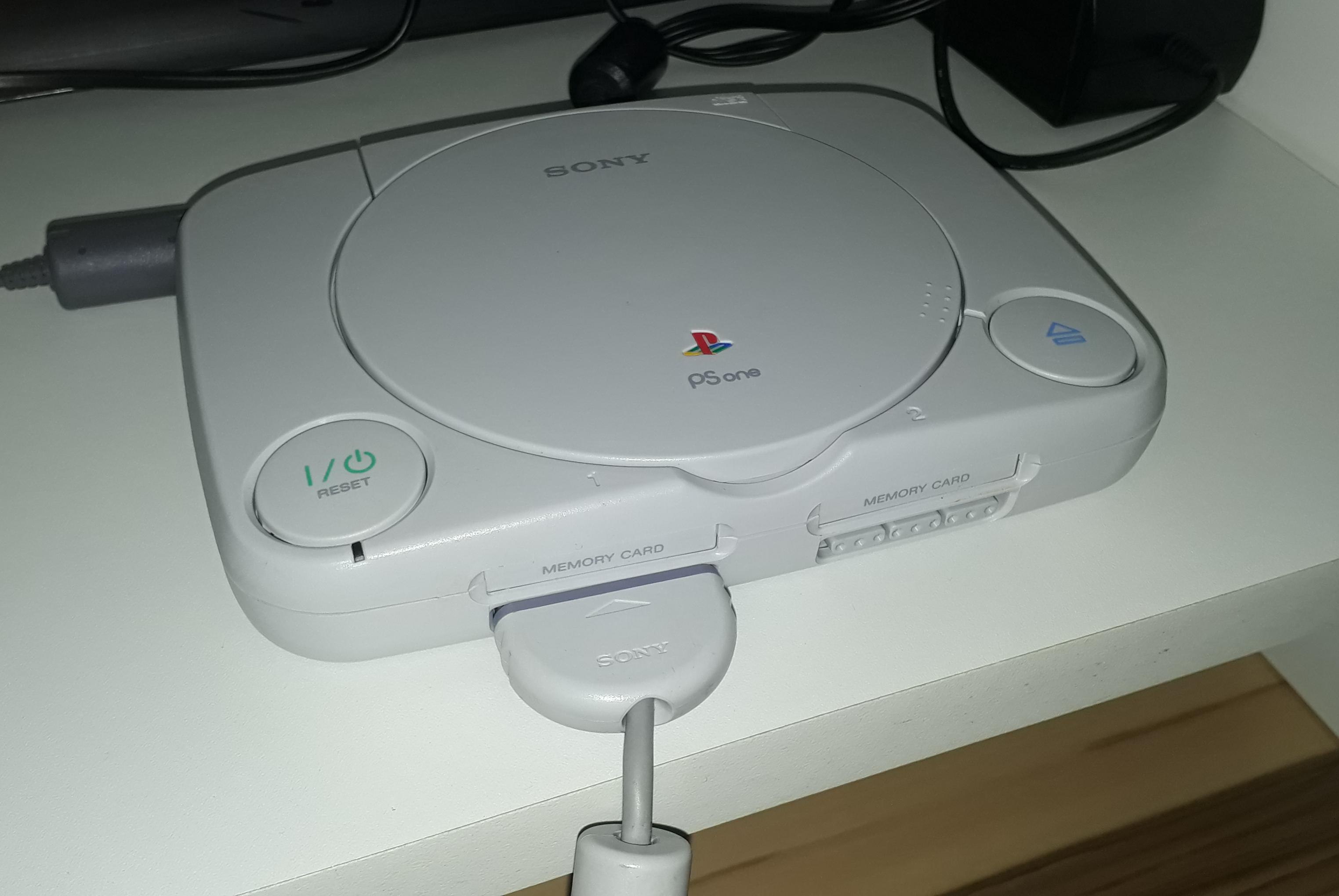 Fleamarket reopened. Got my first PS1 system for 35€! | Scrolller
