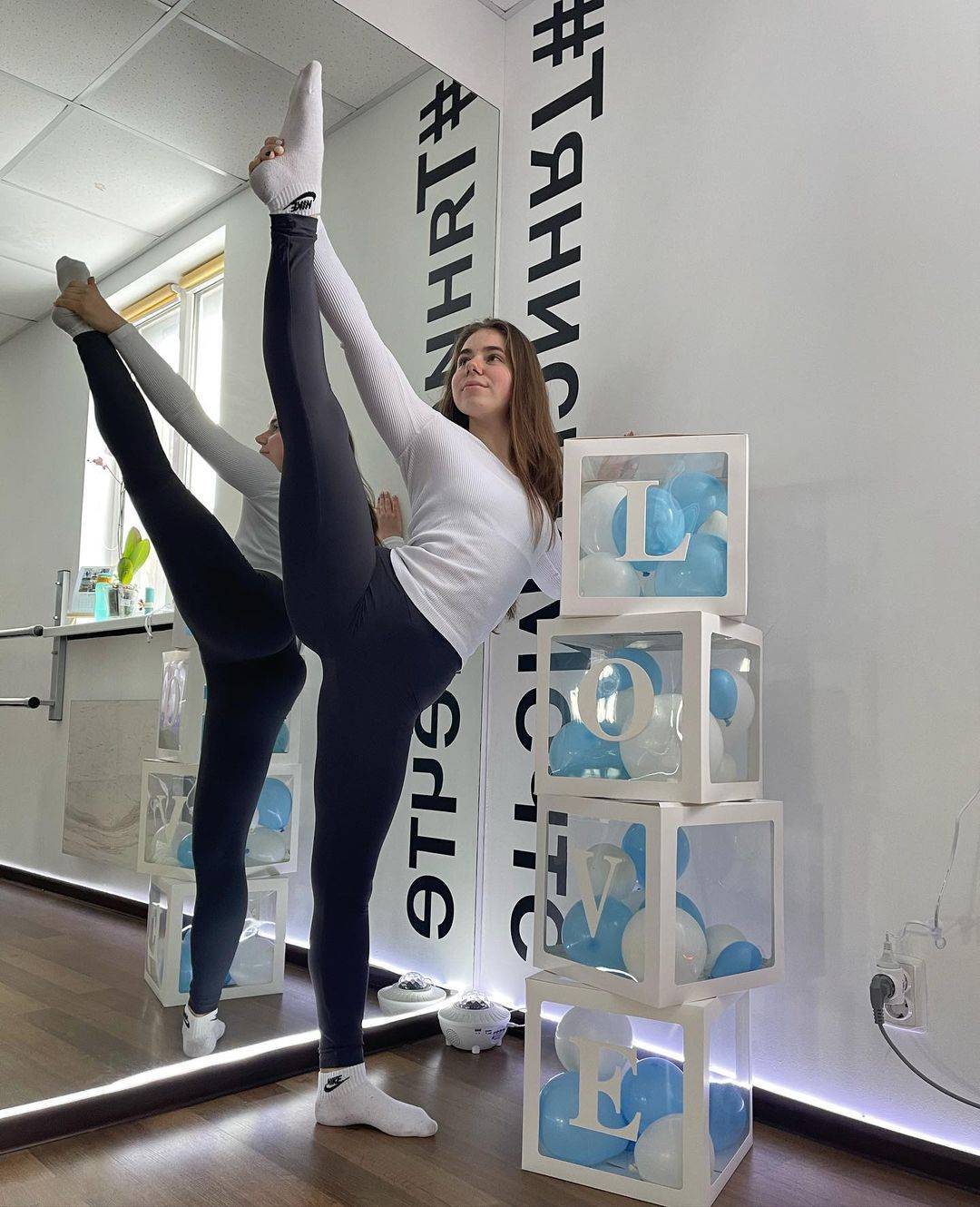 Flexible | Scrolller