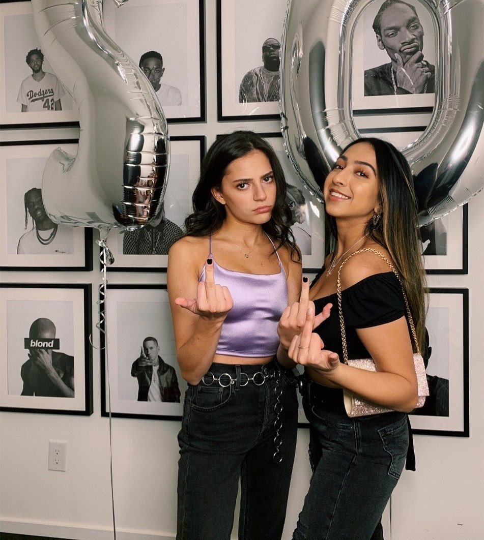 Flippin' the Bird | Scrolller