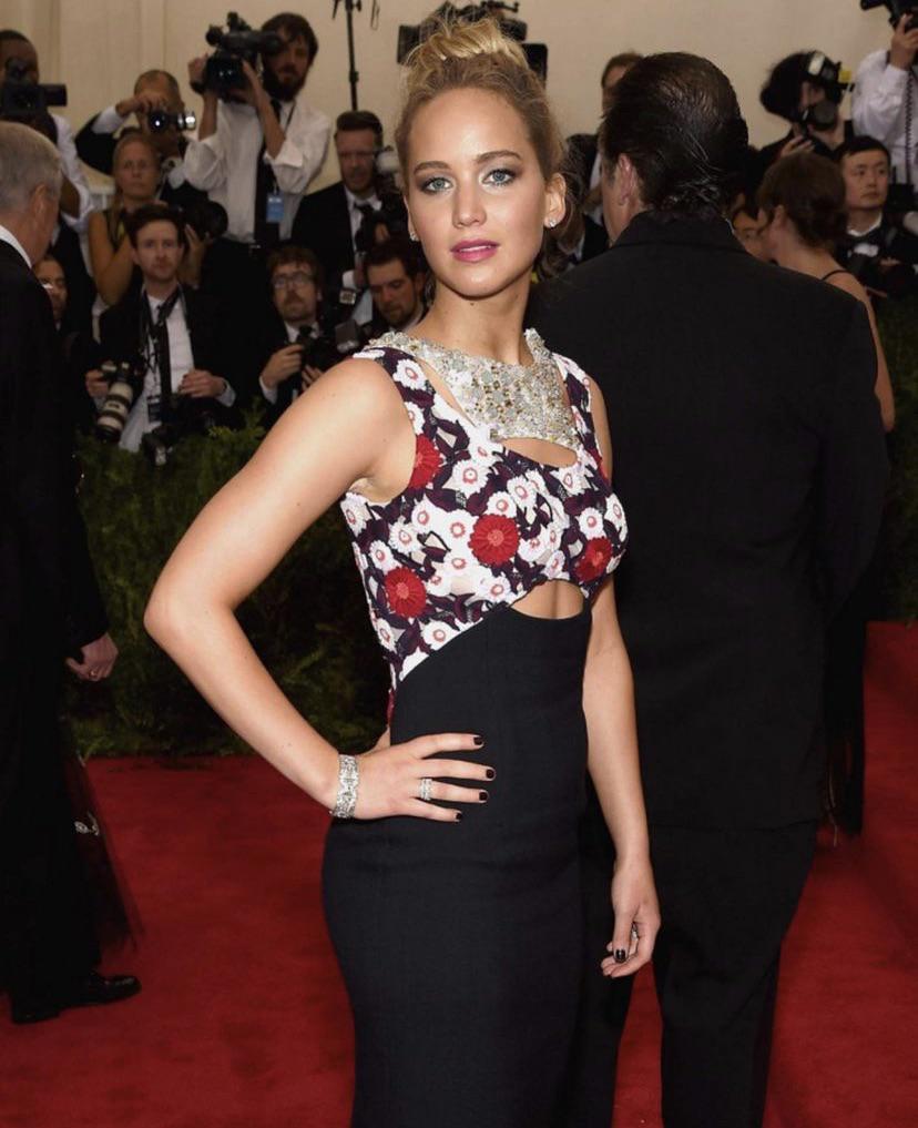 Floral top | Scrolller