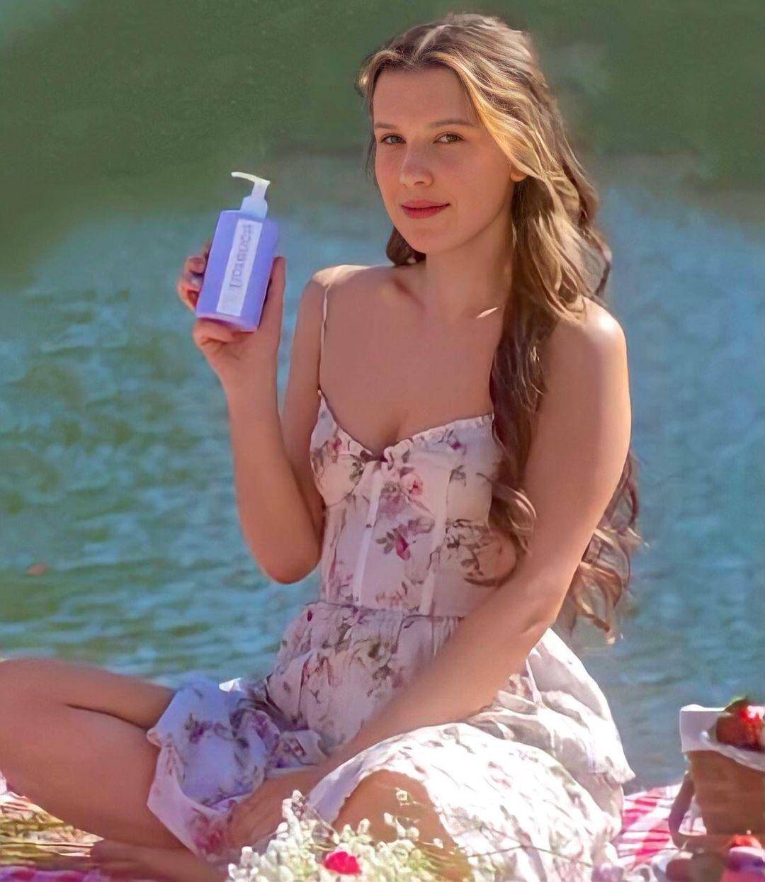 Florence by Mills 2021 | Scrolller