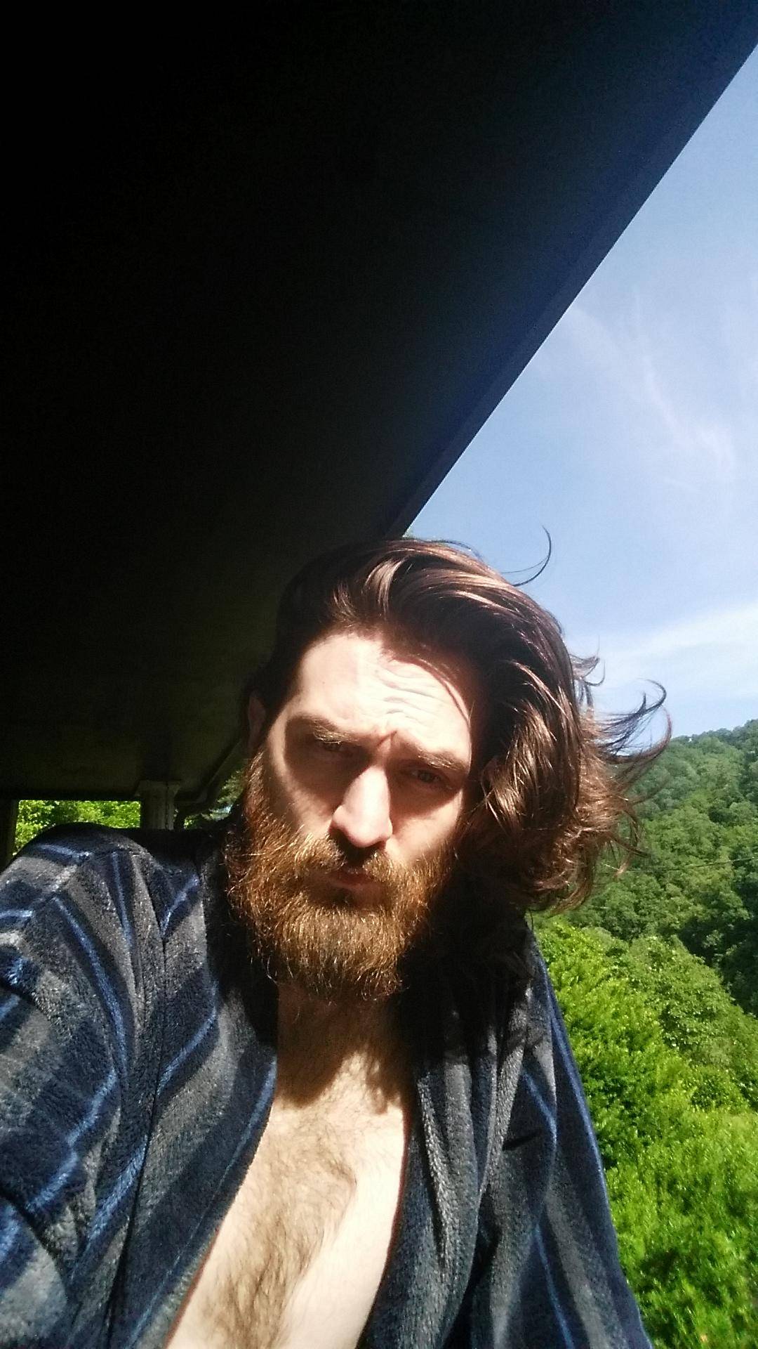 Flow + beard + grand maester robe | Scrolller