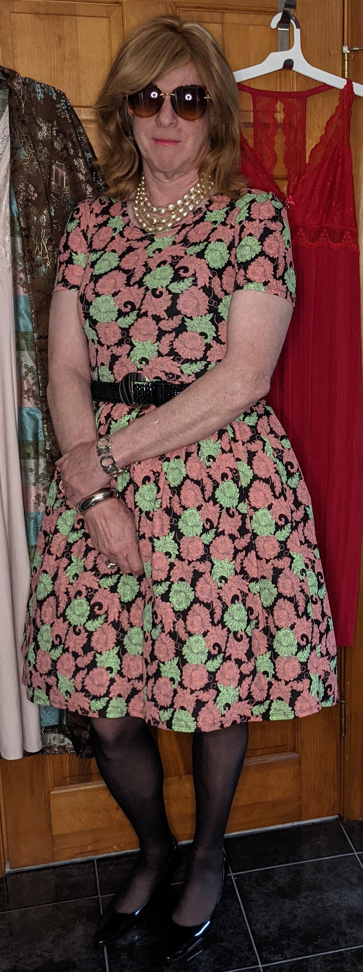 Flowered Dress 😍👗💕 | Scrolller