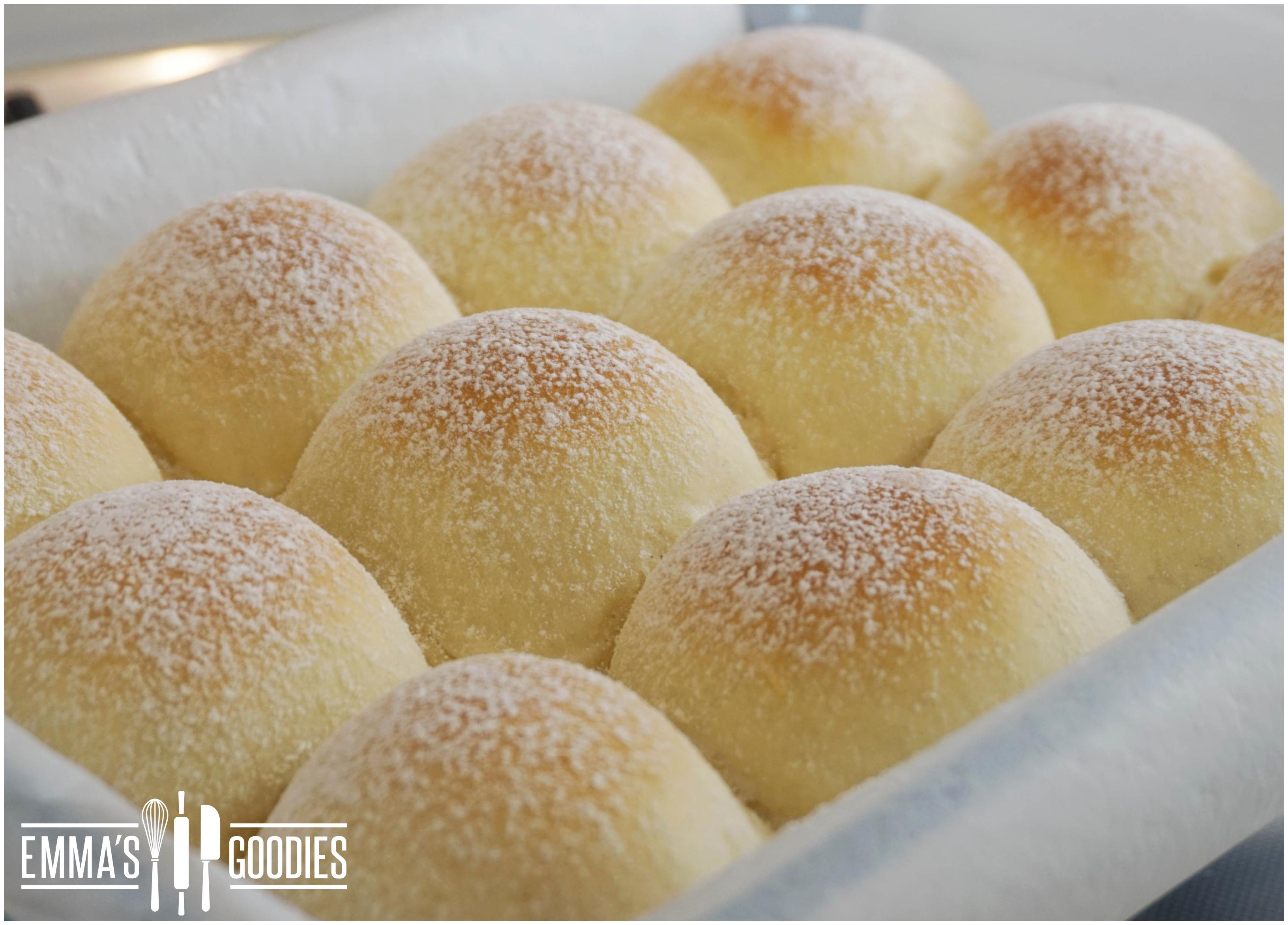 Fluffy Japanese Milk Bread ( SOFT Dinner Rolls ) | Scrolller