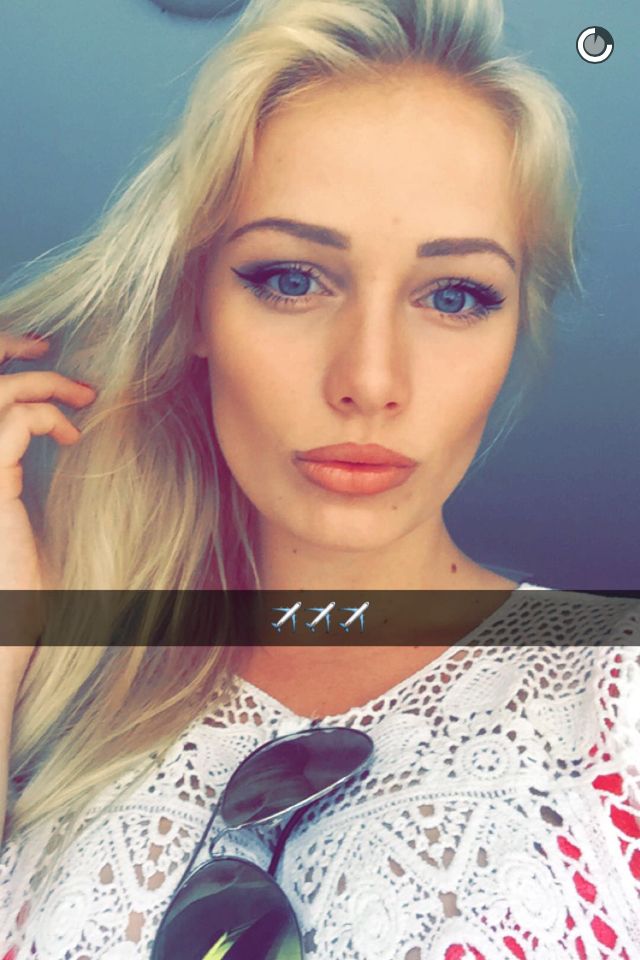 Flying back to Oz | Scrolller