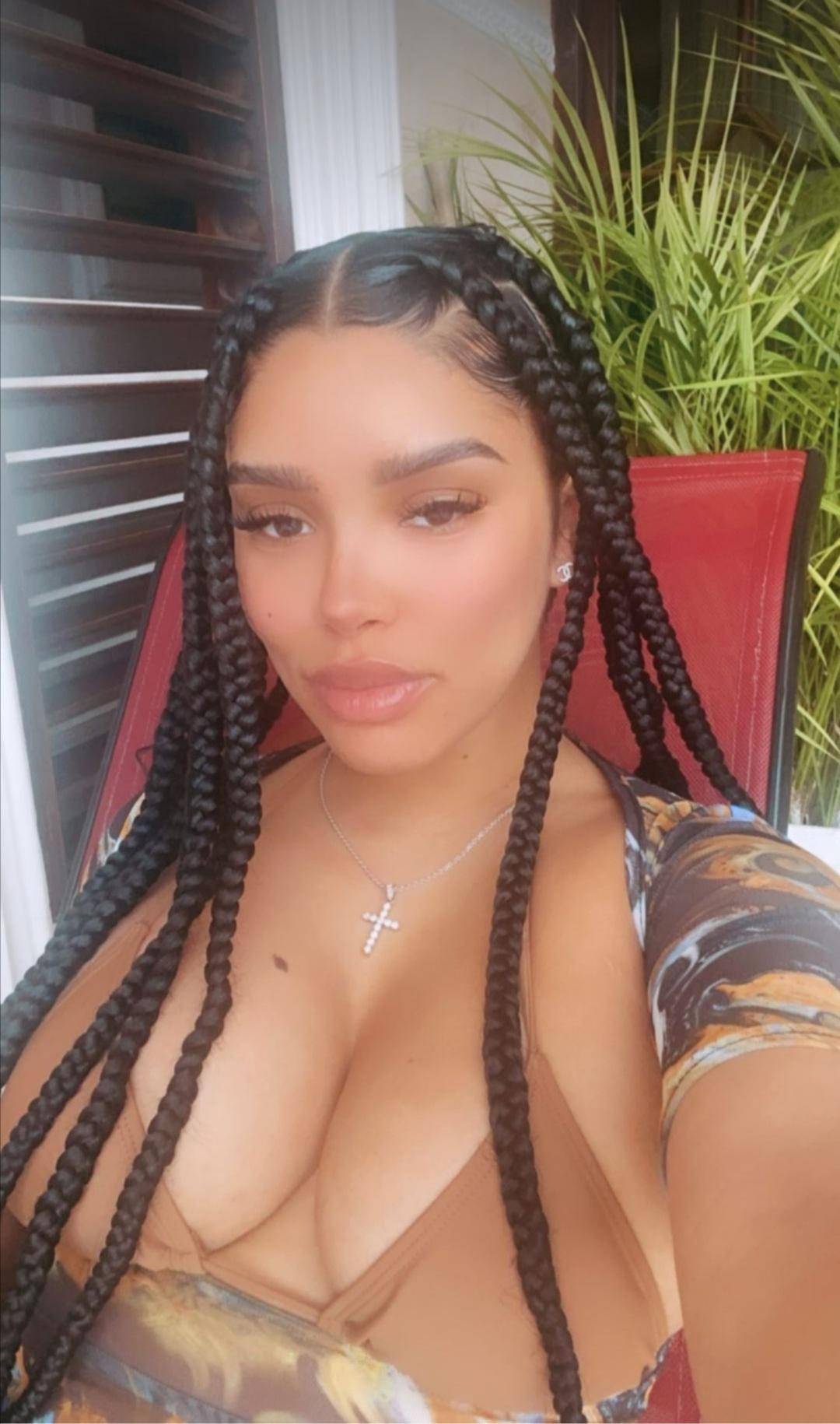 Follow to NYC baddie sub from starlets (_nmc_) in comments | Scrolller