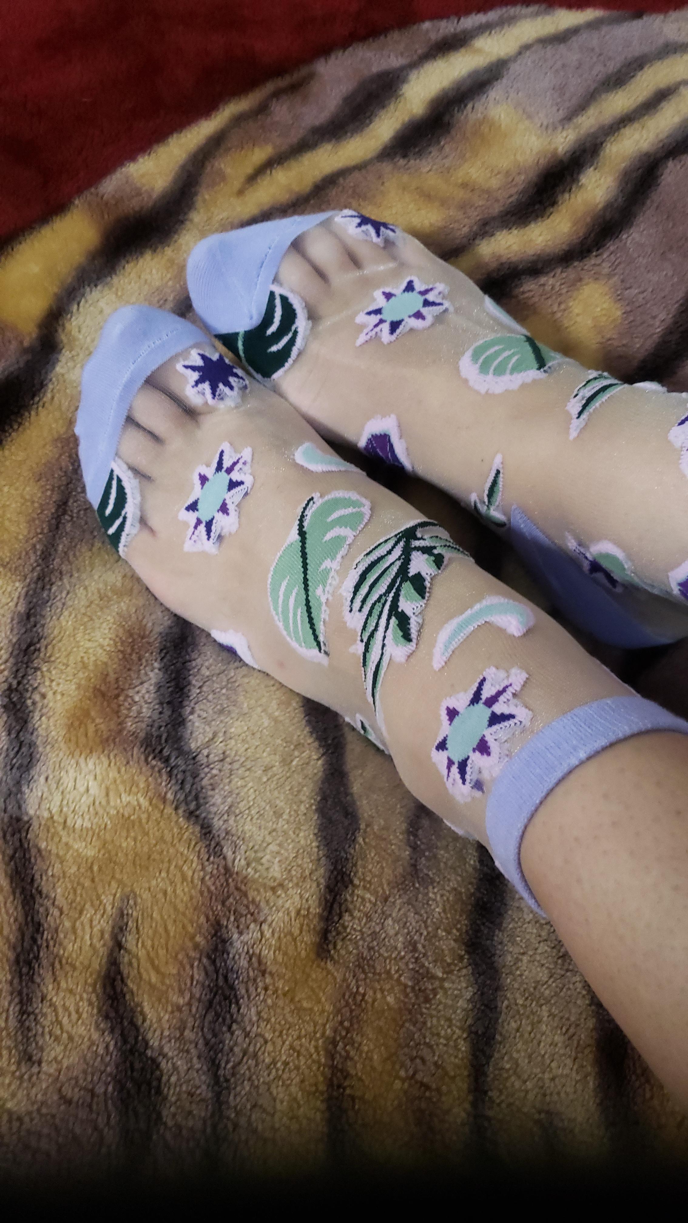 Foot lingerie 👅 | Scrolller