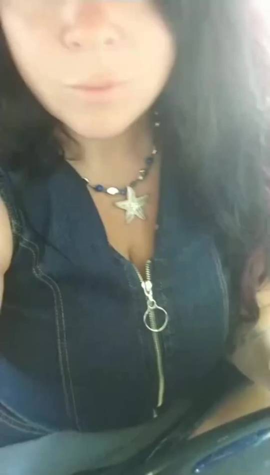 [F]irst timer! | Scrolller