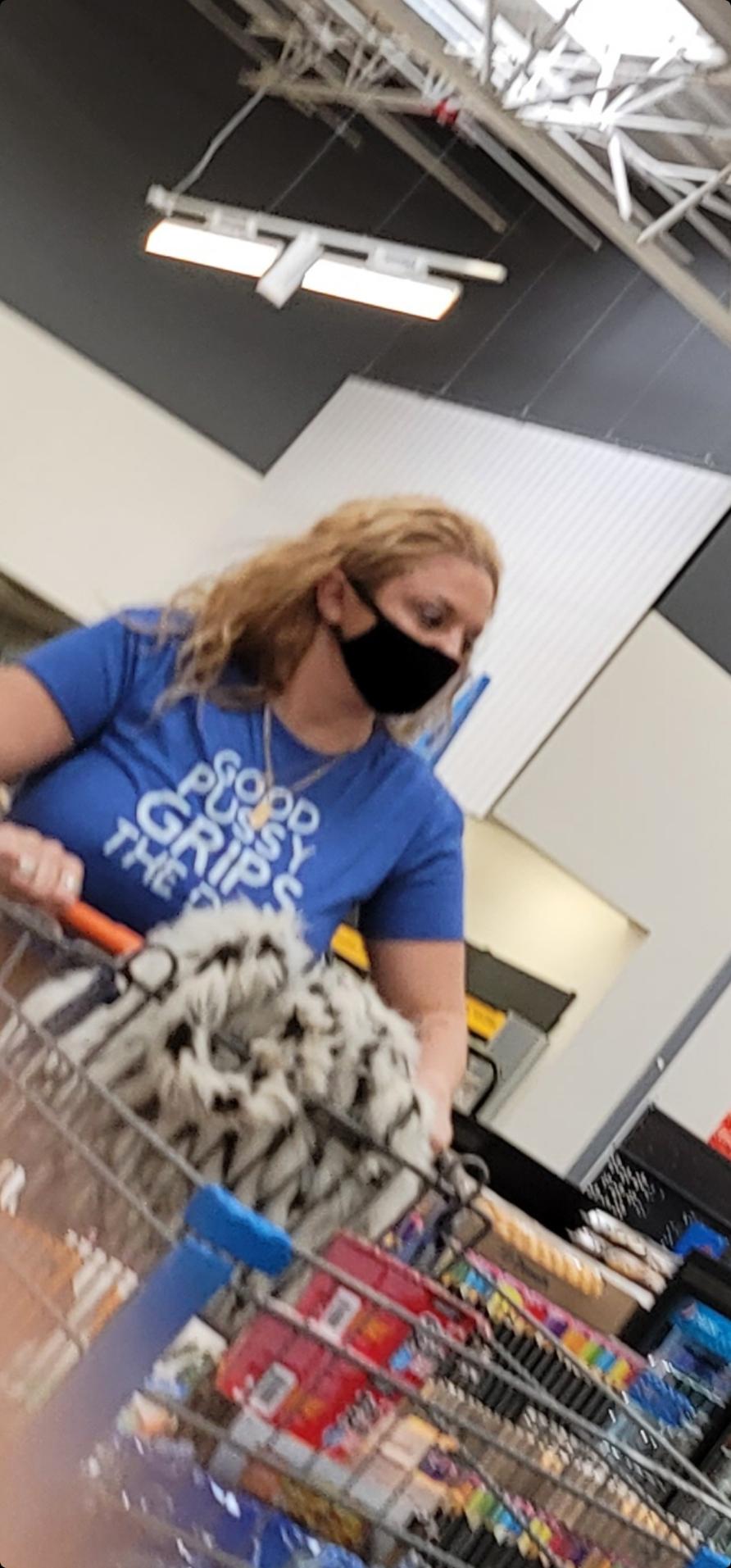 Walmart @ it's best | Scrolller