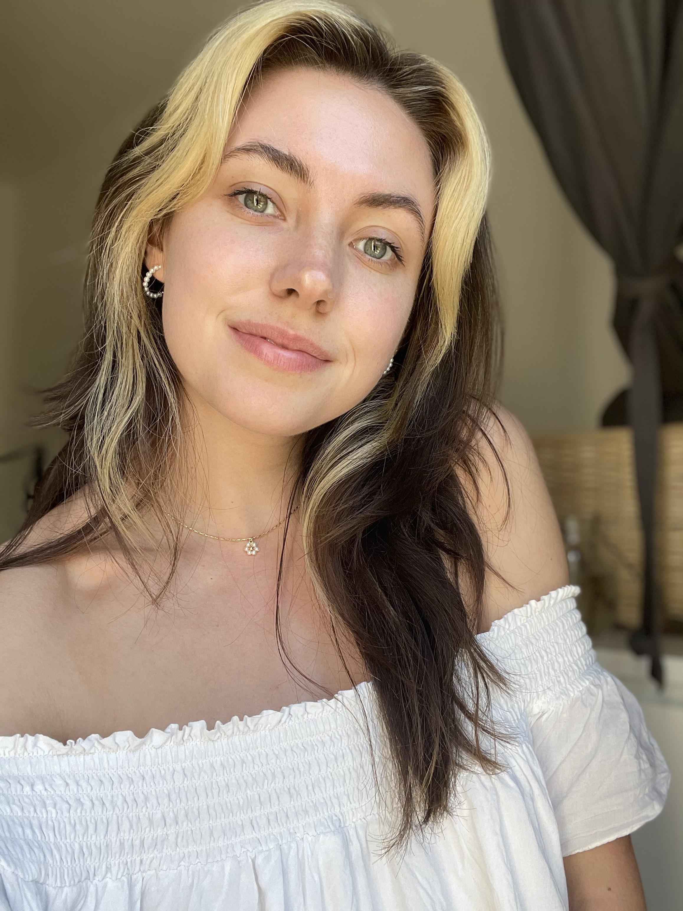 Freckled Face In Portrait Mode 🤳 Scrolller