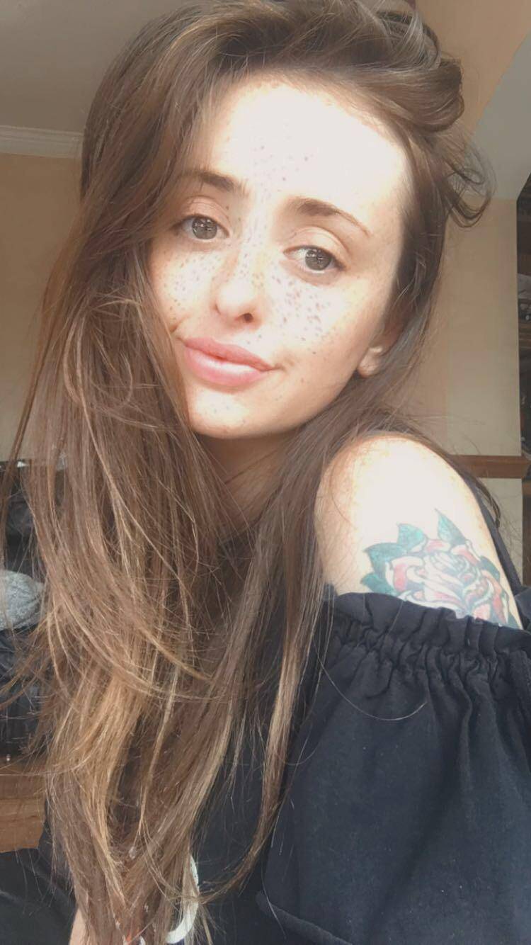 Freckled Irish lady 💋🇮🇪 | Scrolller