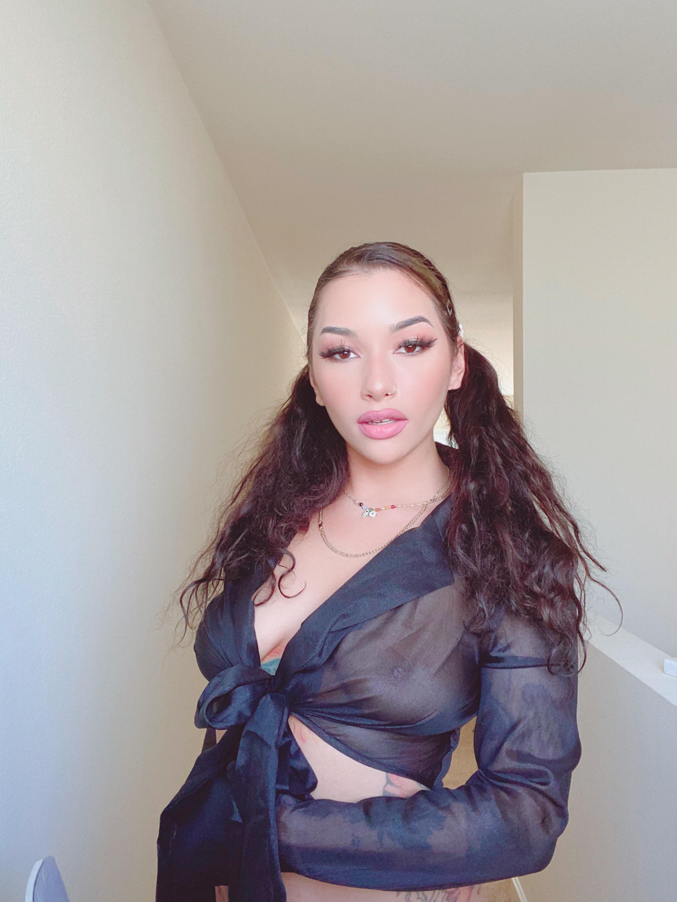 free pic for Reddit - Lolana | Scrolller