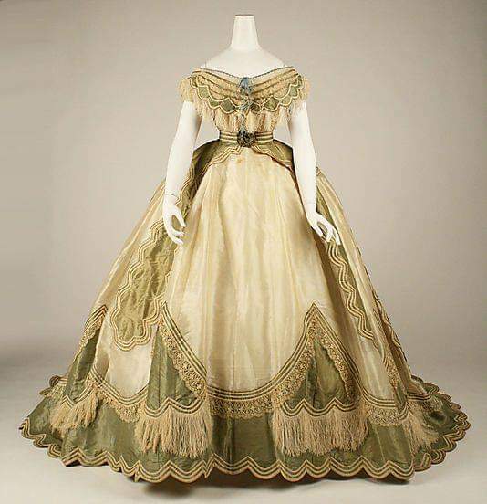 French evening gown 1856 | Scrolller