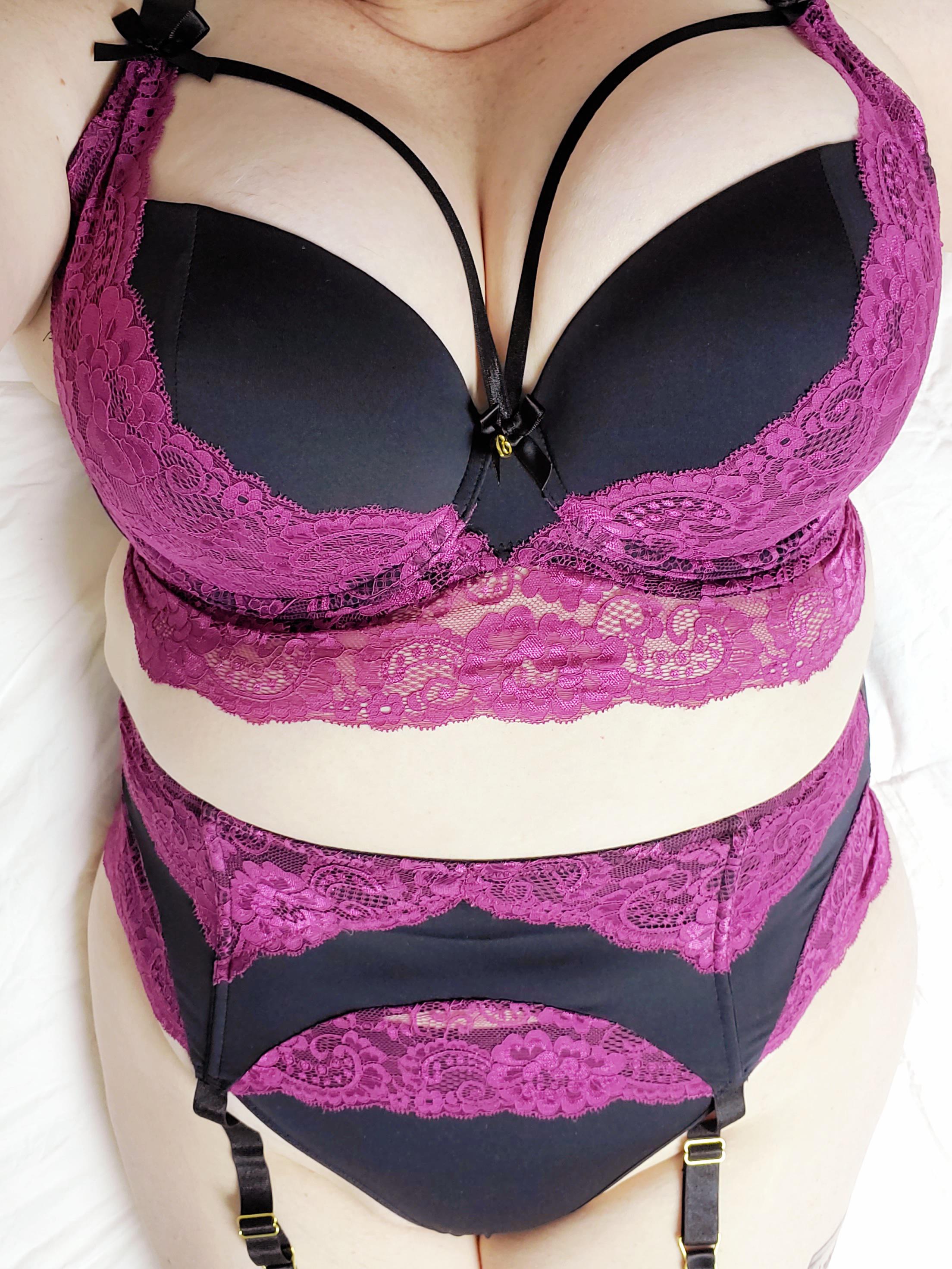 Friday yay! 🎉 | Scrolller