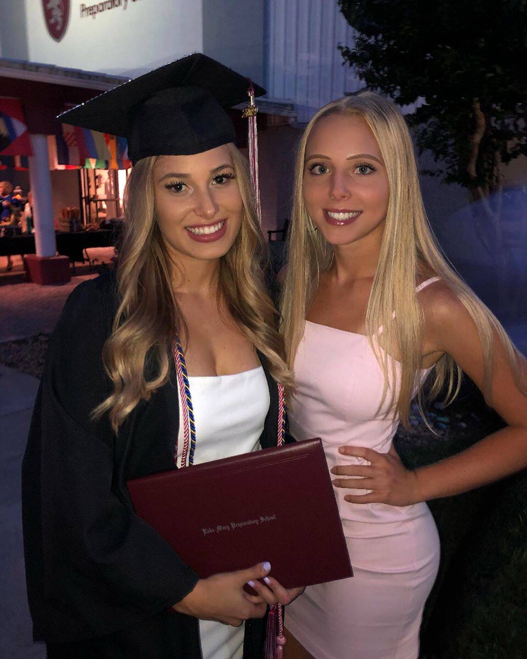 Friends Graduation | Scrolller