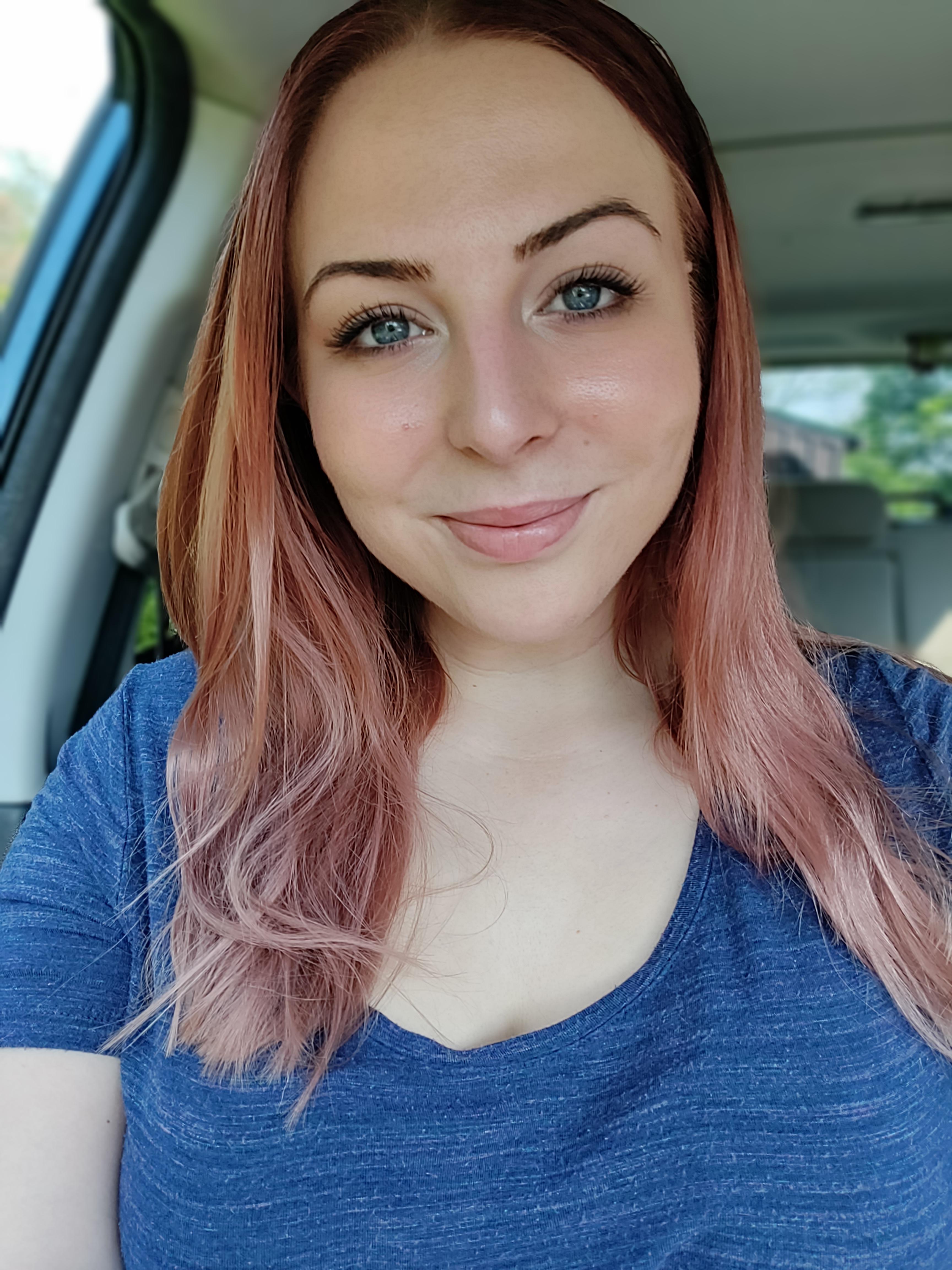 Fully clothed, am I still hot? f25 | Scrolller