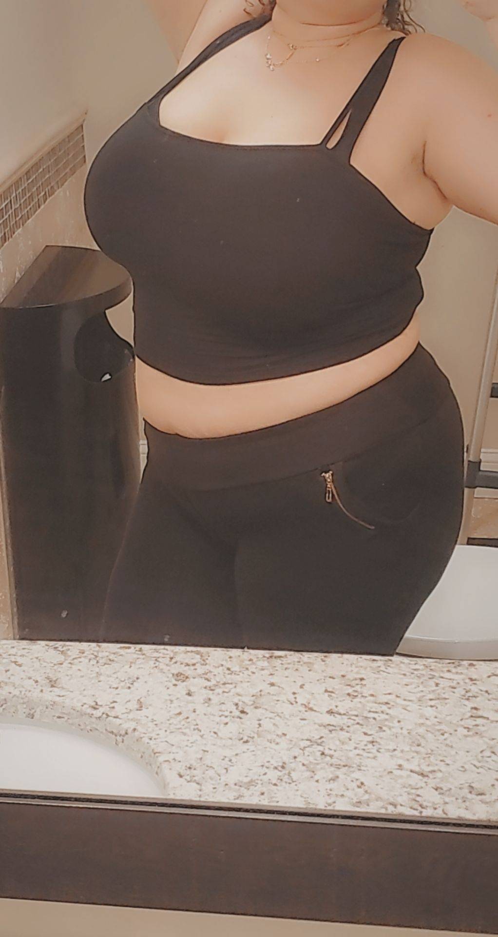 Fully clothed 😱🤣 (OC) | Scrolller