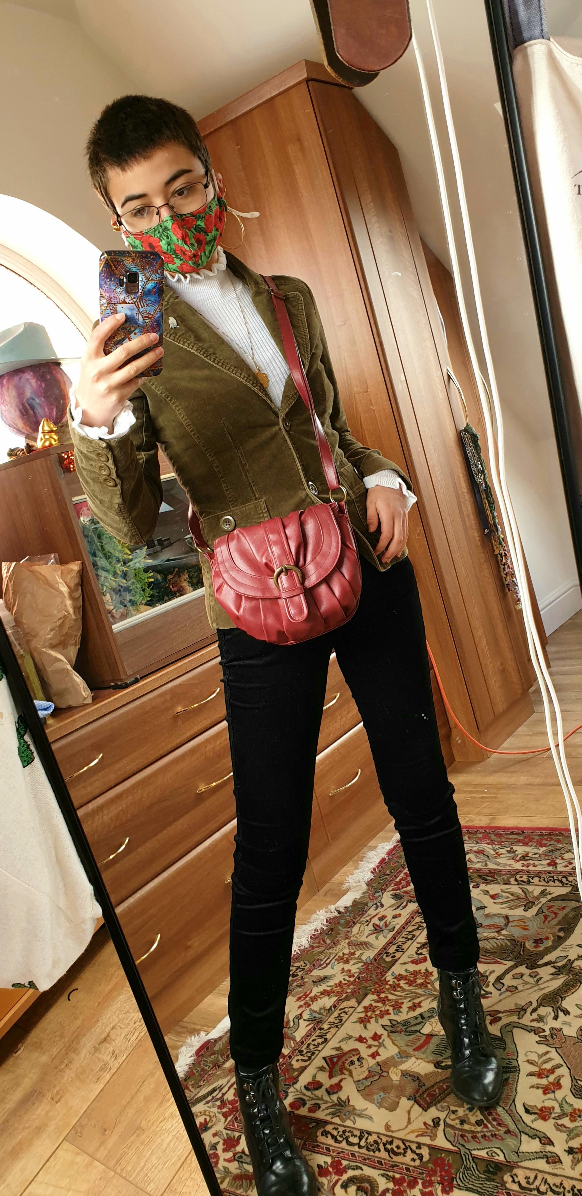 Fully thrifted velvet lewk | Scrolller