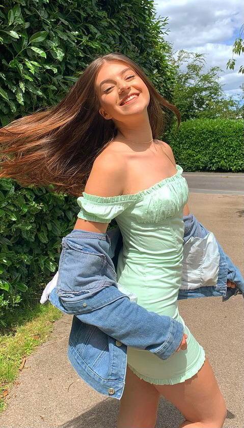 Fun in the sun | Scrolller